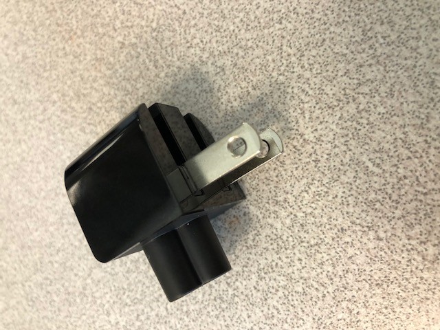 Removable adapter plug on universal HP laptop adapter - HP Support ...