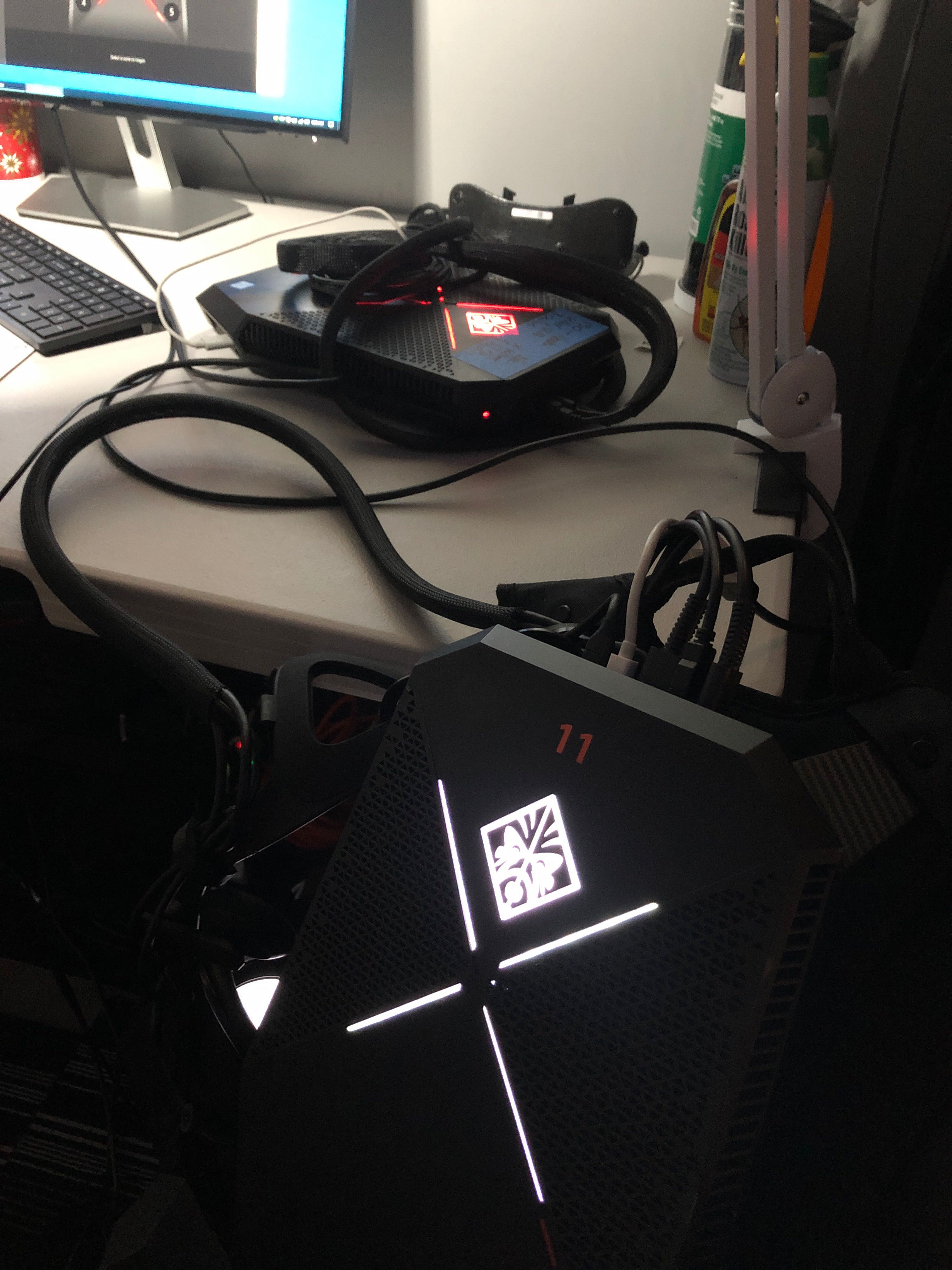 OMEN X backpack case logo lED color change - HP Support Community - 7020691