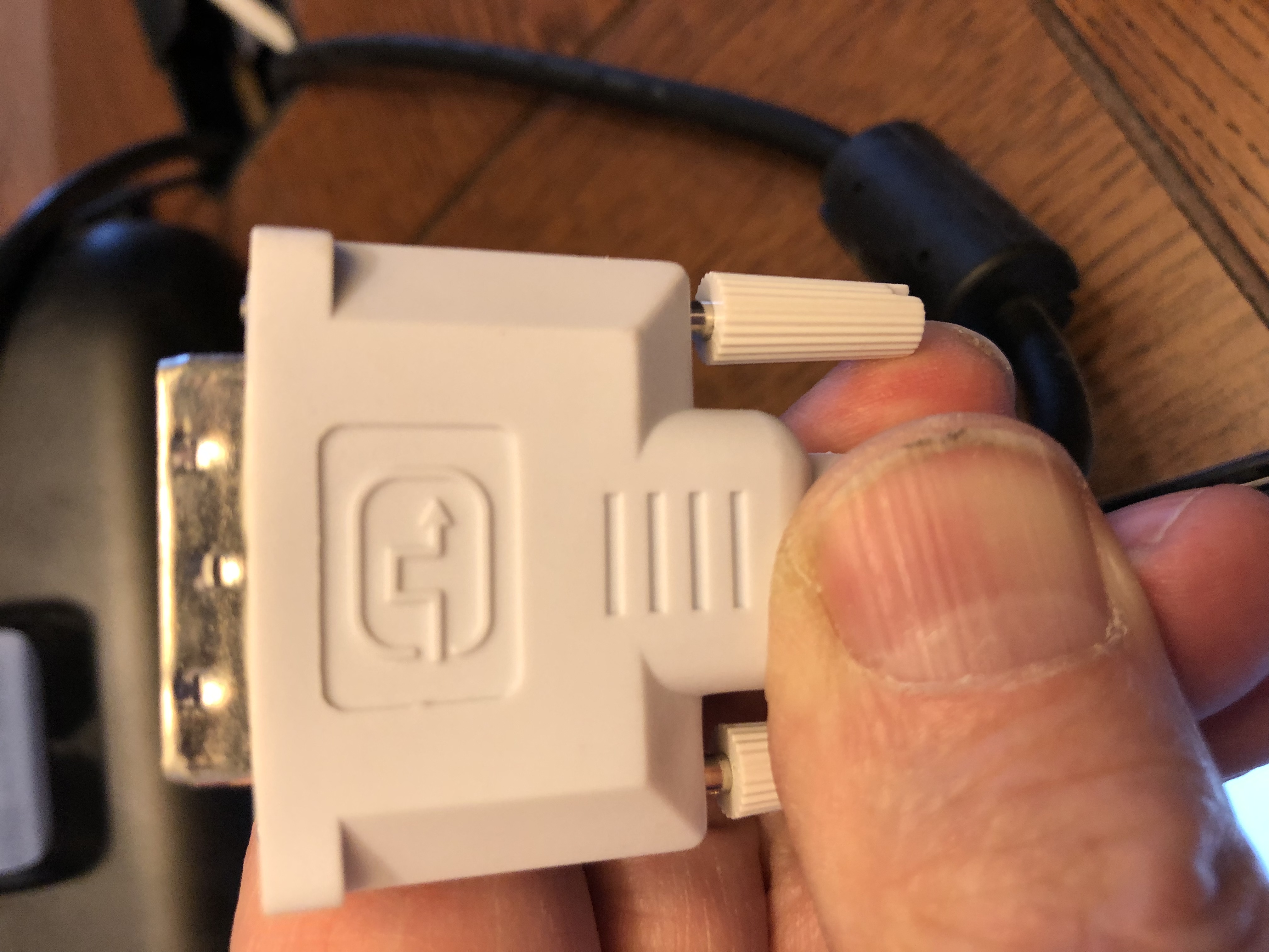 Connecting old monitor to new computer - HP Support Community - 7081187