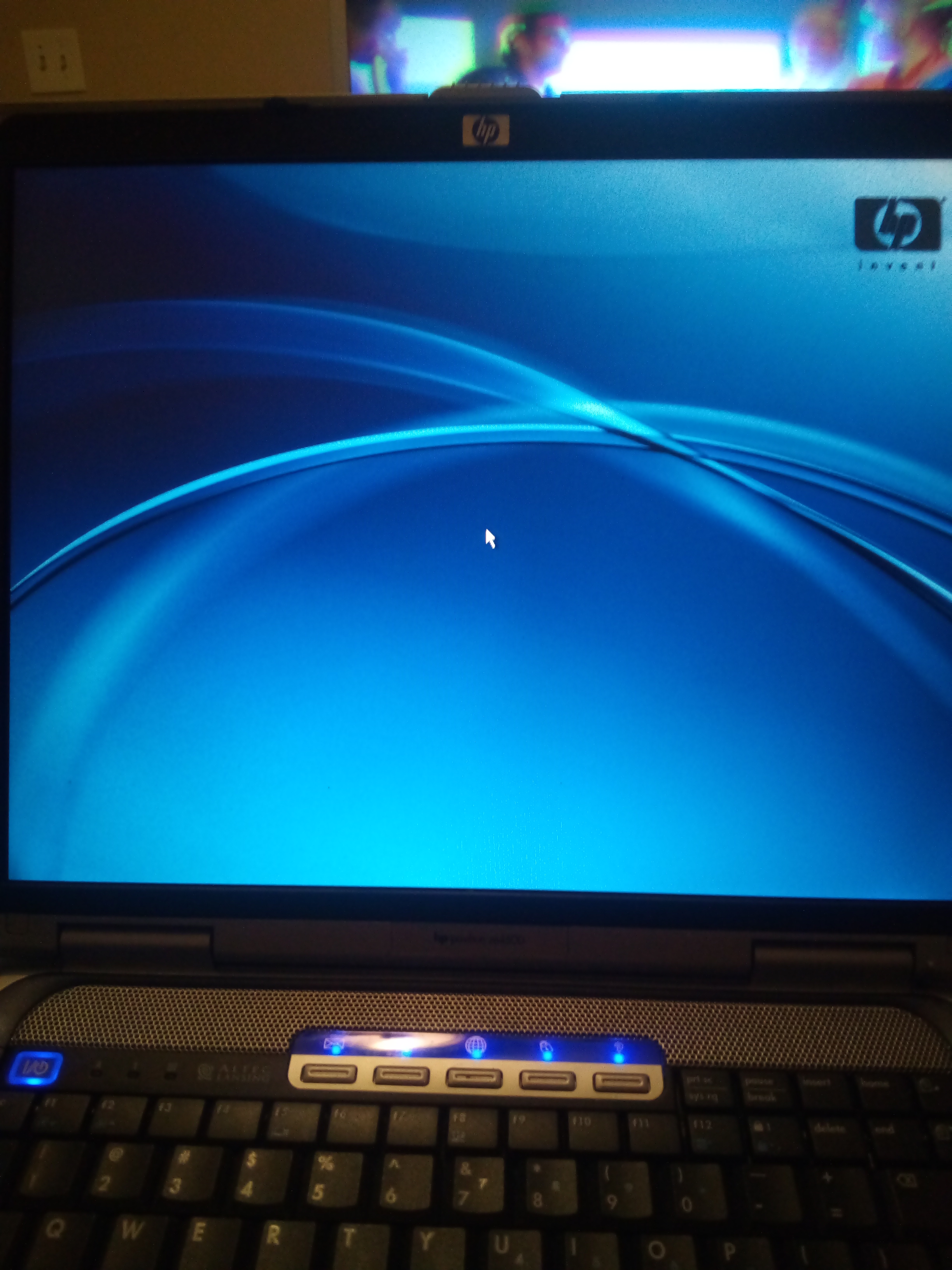 Stuck on startup screen on laptop - HP Support Community - 7137230
