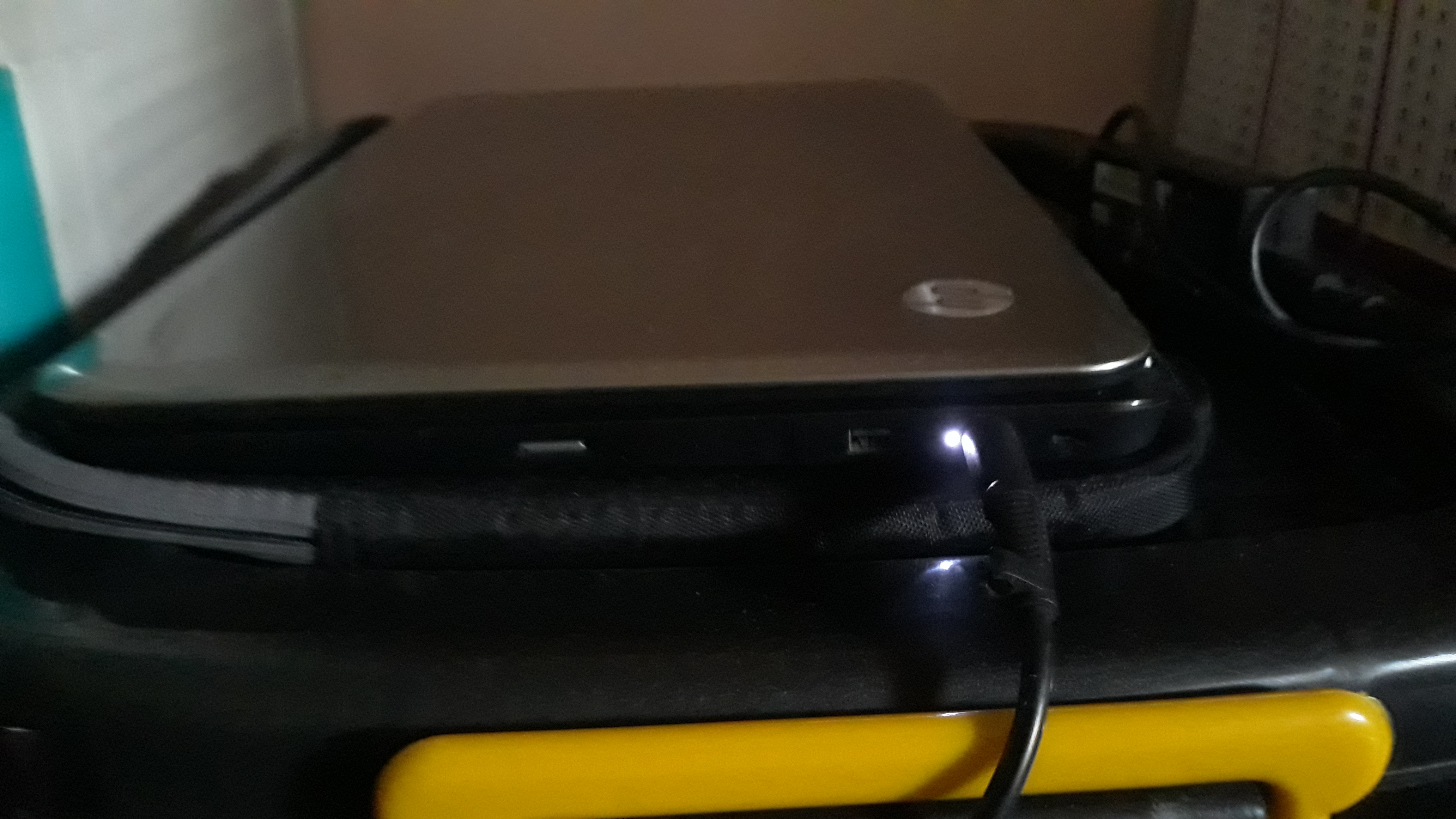 The charge indicator constantly blinking white - HP Support Community ...