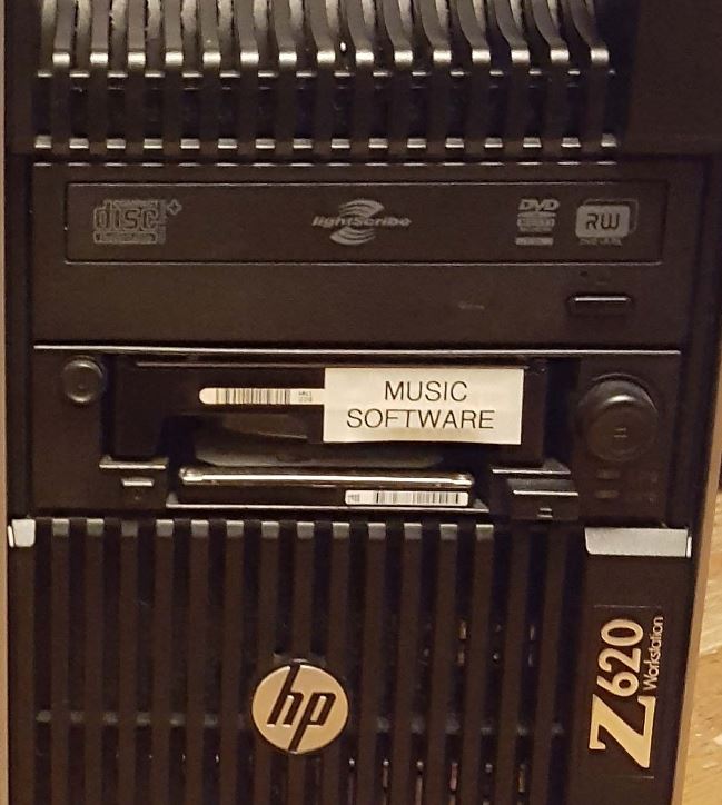 3,5 " Sata Removable HDD mobile Rack for HP Z820? - HP Support ...