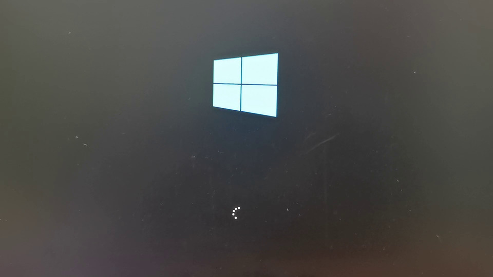 Cannot boot Windows 10 installation - HP Support Community - 7259492