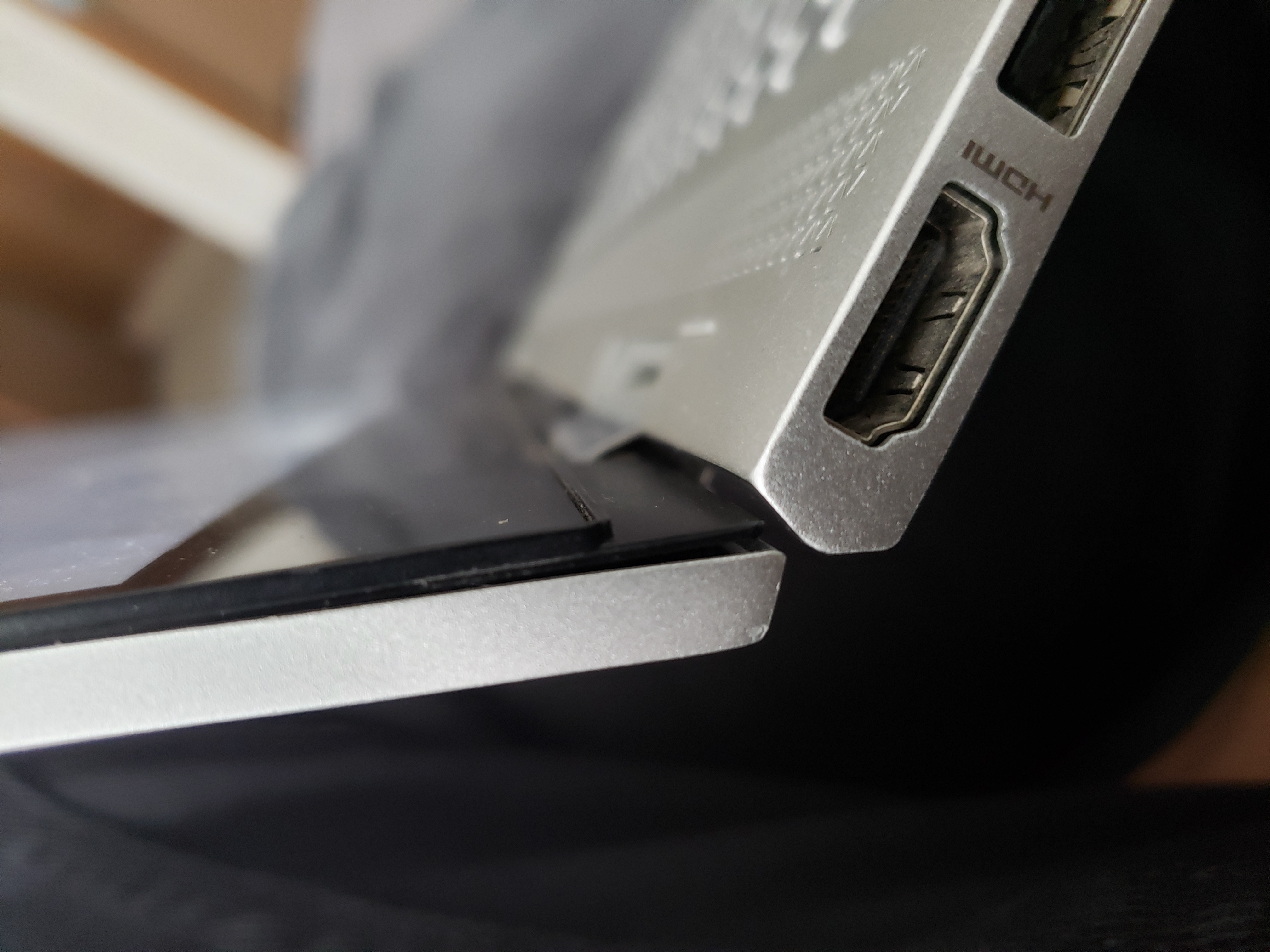 HP Envy X360 Screen Pop Out at Left Hinge - HP Support Community - 7259756