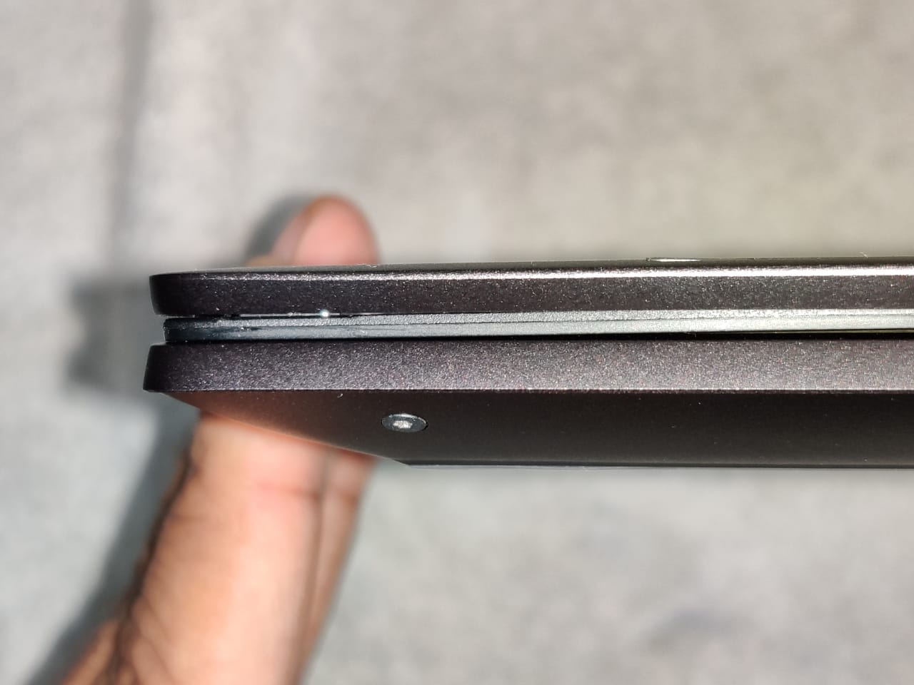 Display falls out of back cover! - HP Support Community - 7284908