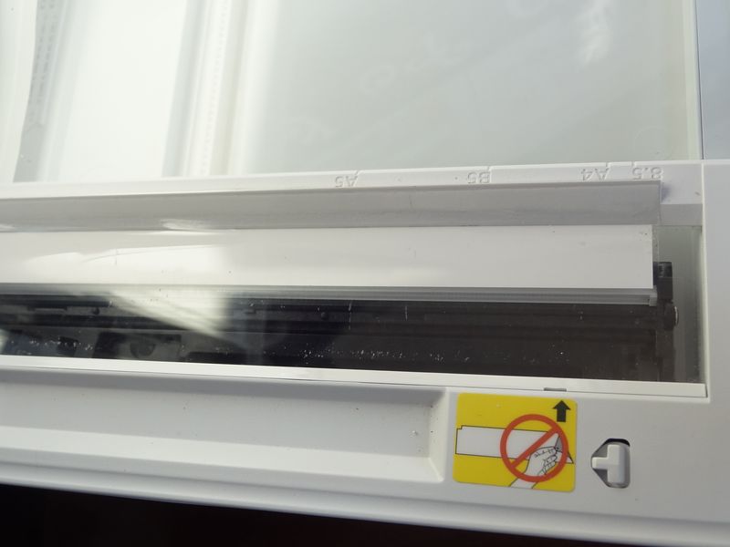 liquid under scanner glass on HP Laserjet m426fdn causing st... - HP ...