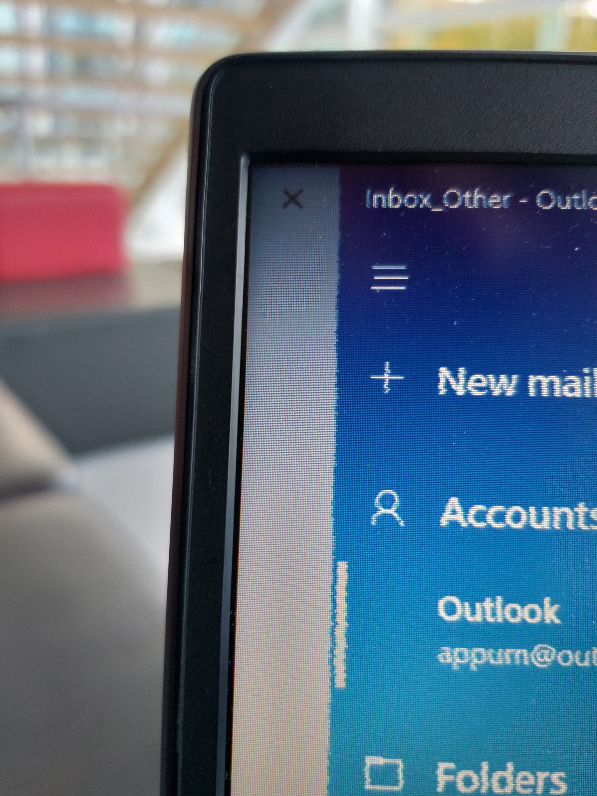 Display shifts to the right side. - HP Support Community - 7314624