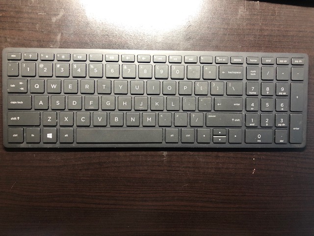 How to dissemble wireless keyboard for HP Envy All-in-one? - HP Support ...