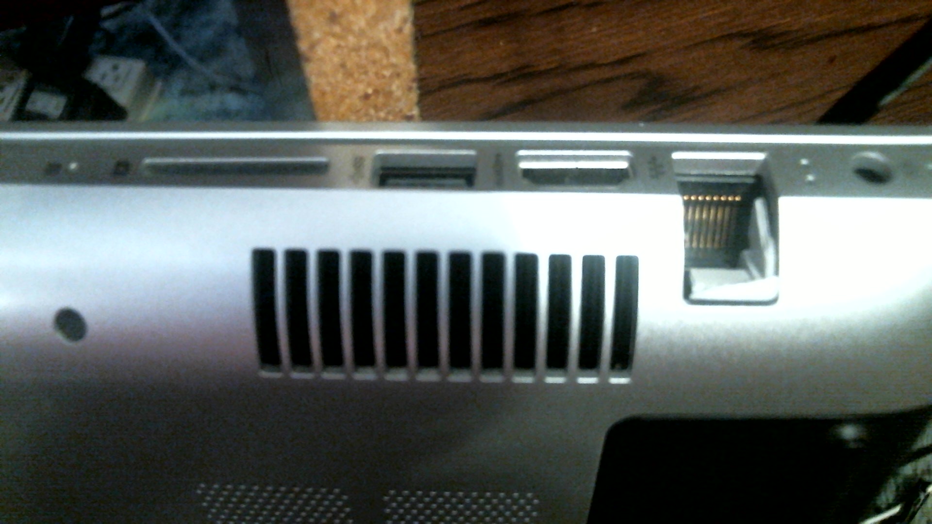 How to Repair an Ethernet Port on hp pavilion model V2Z45AV - HP ...