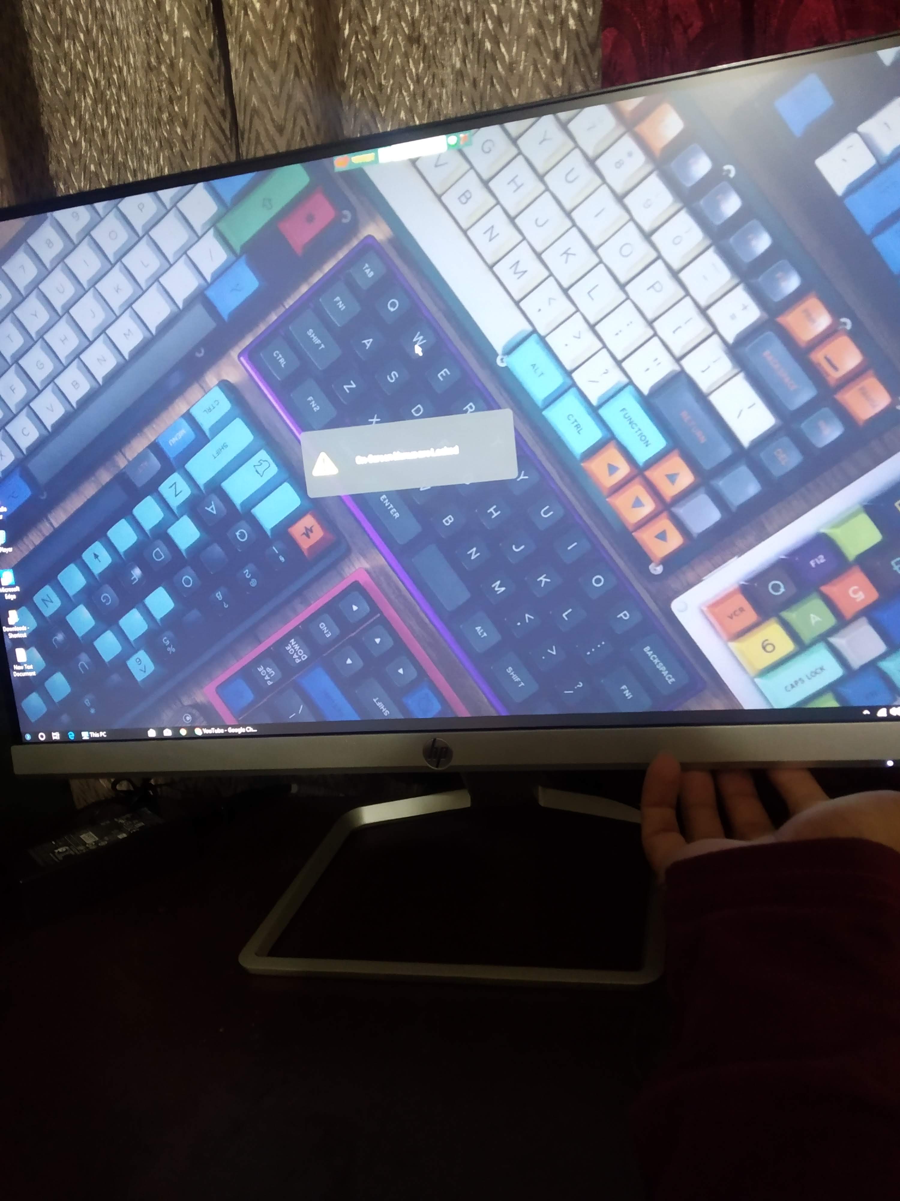 HP 22f monitor screen lock problem for click button - HP Support ...
