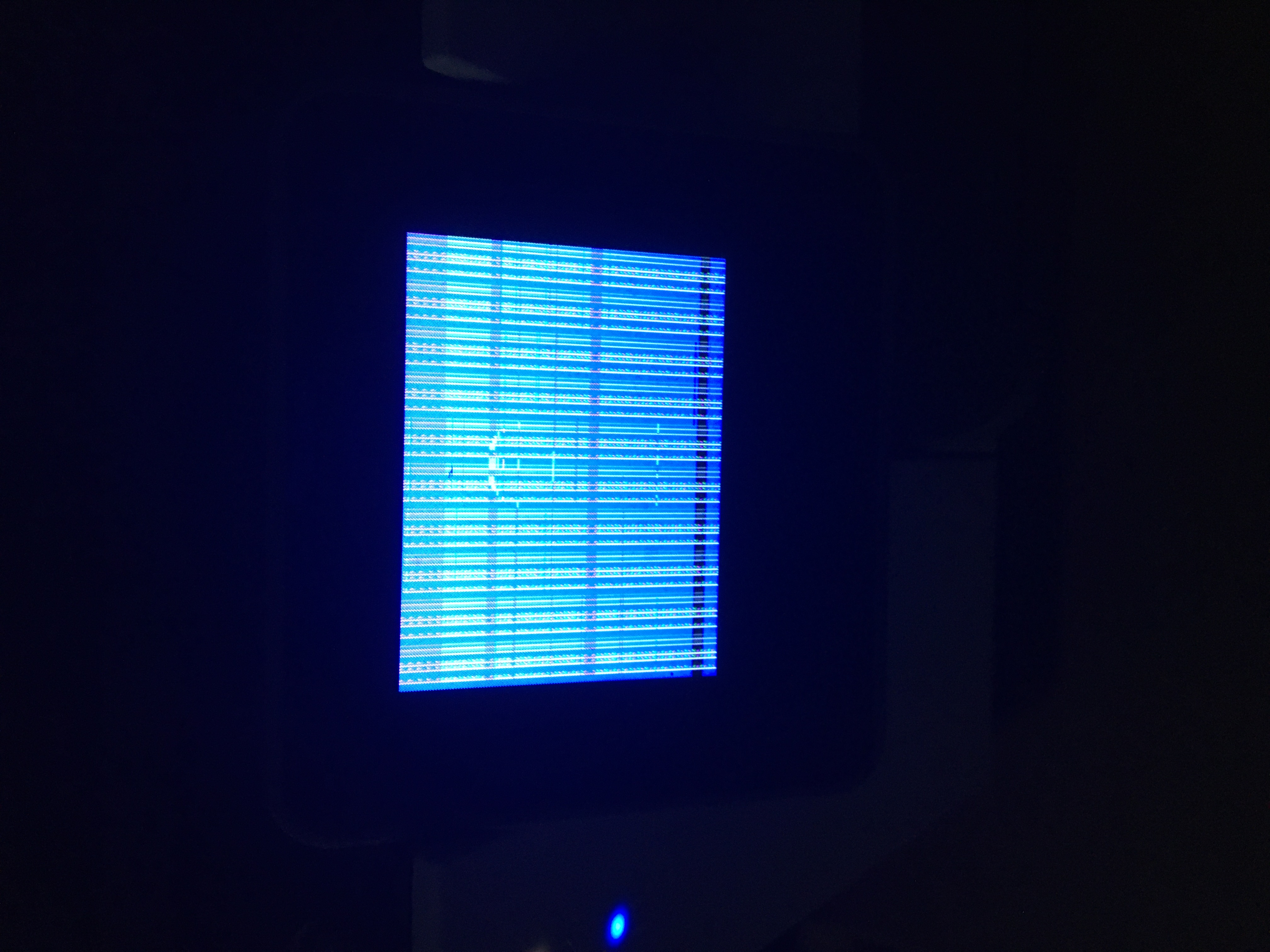 White screen and Blue screen - HP Support Community - 7464632