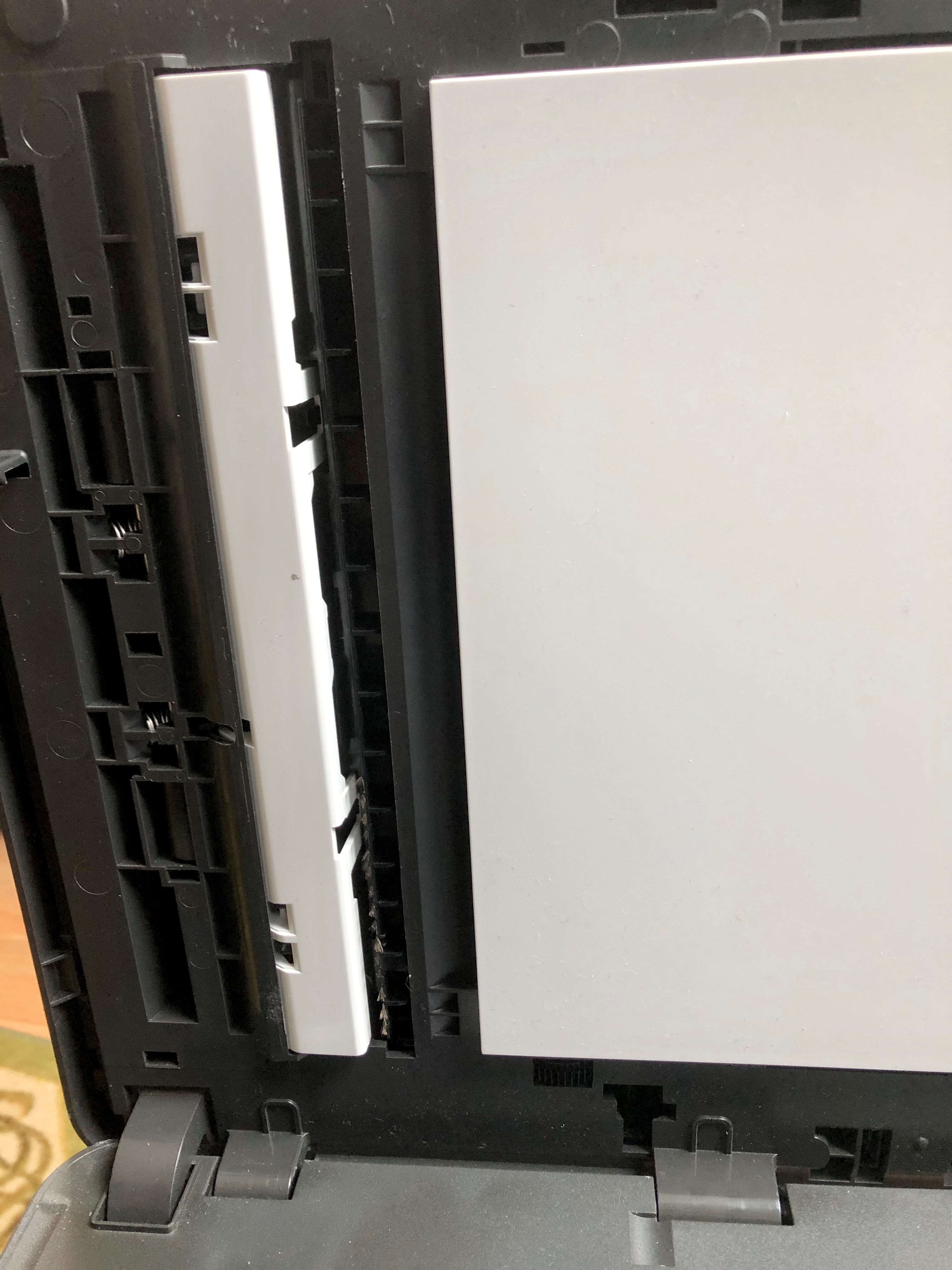 verticle line appearing on right side of docuement when scan... - HP ...