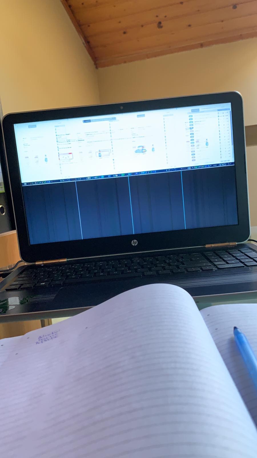 my laptop splits into a lot of pieces - HP Support Community - 7577285