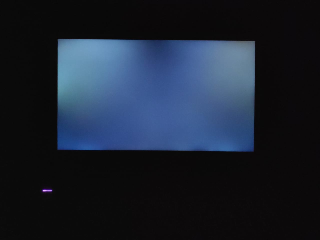 Issue with my laptop screen - HP Support Community - 7627142