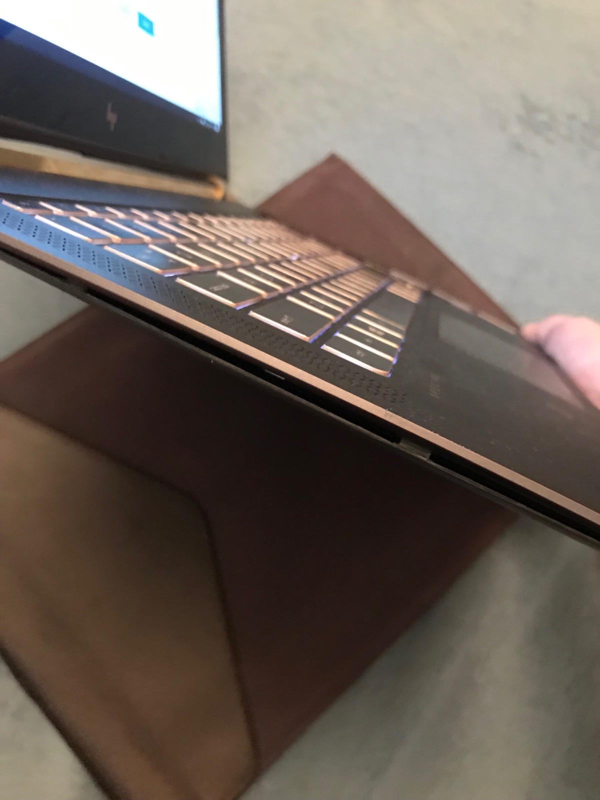 Solved: Notebook case deformation - HP Support Community - 7677813