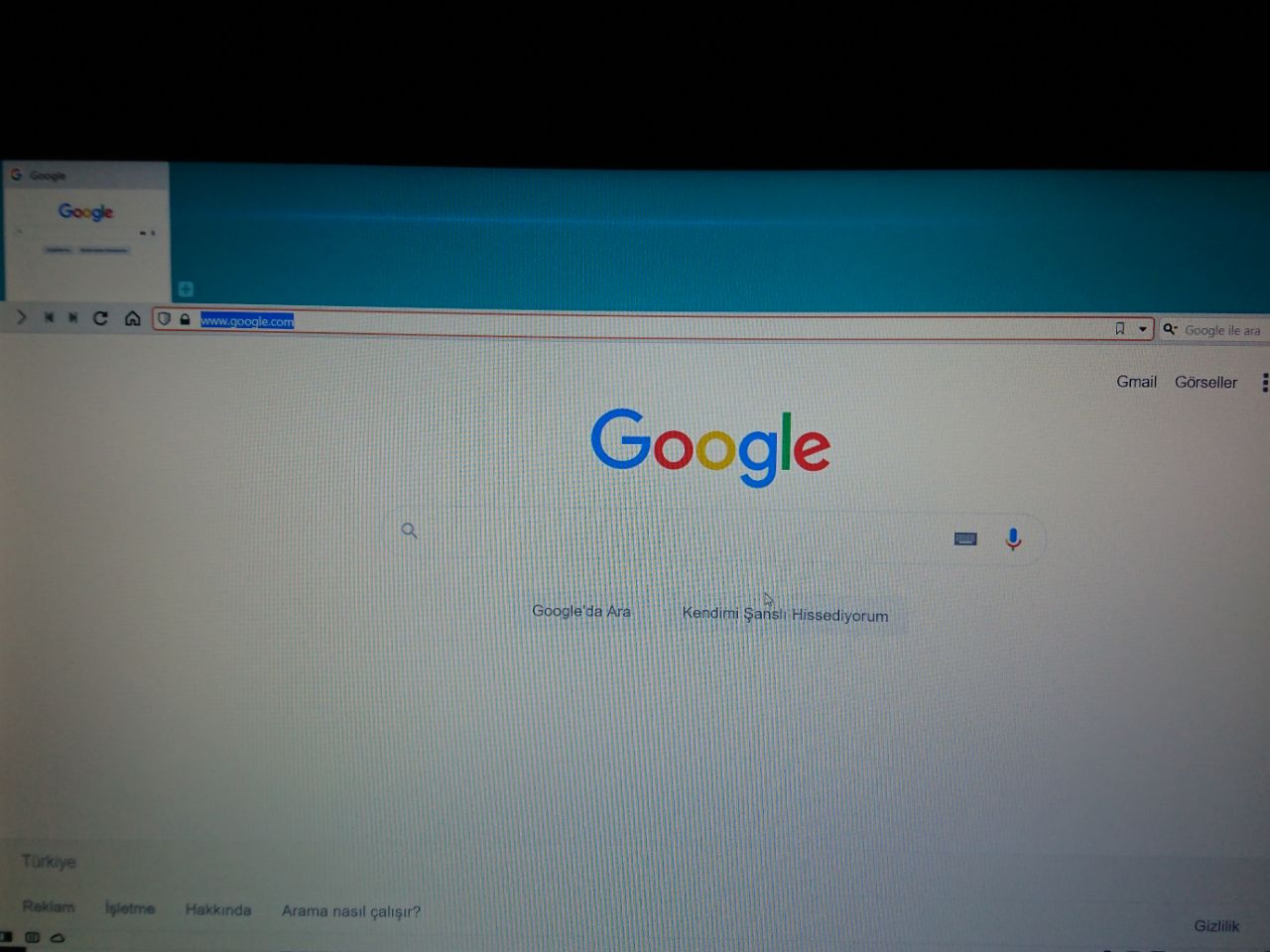 Blue thin line problem on laptop screen, - HP Support Community - 7768555