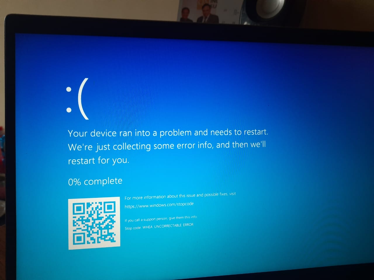 Laptop screen freeze problem in new laptop - HP Support Community - 7696790