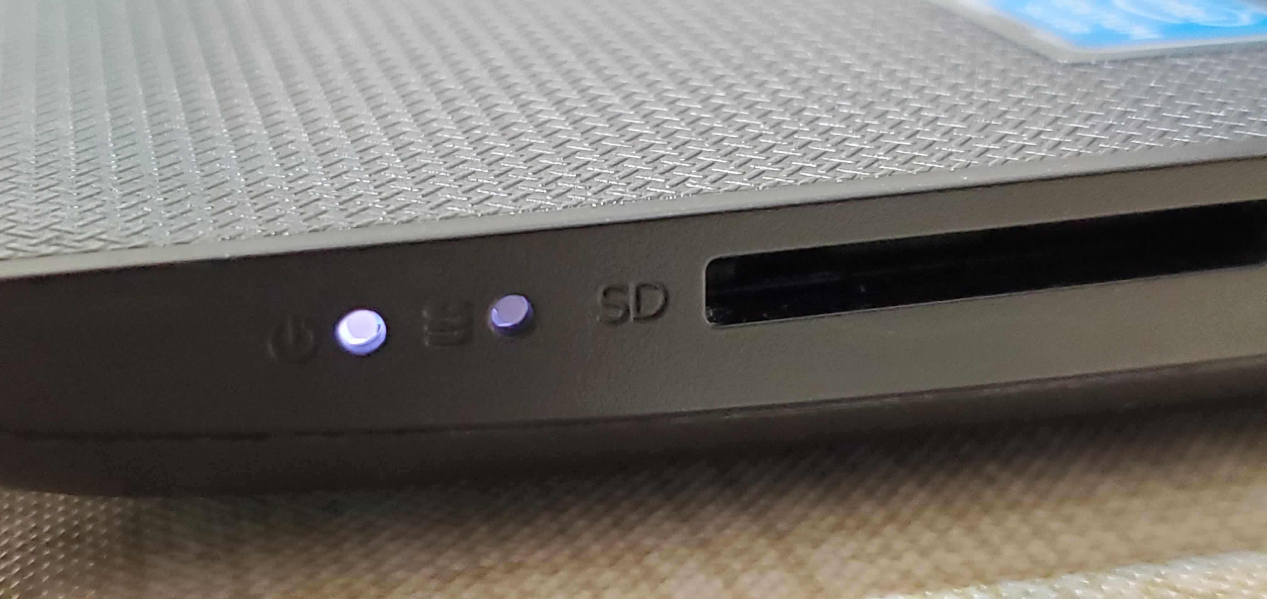 Computer turns on, but screen is blank - HP Support Community - 7810314