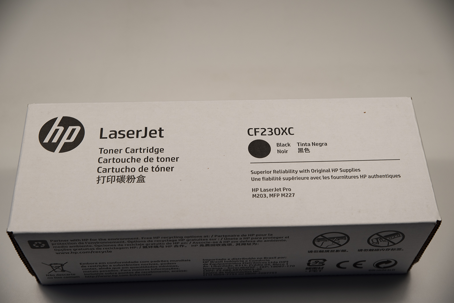 Is a HP 30X LaserJet Toner Cartridge, CF230XC (in a white bo... - HP ...