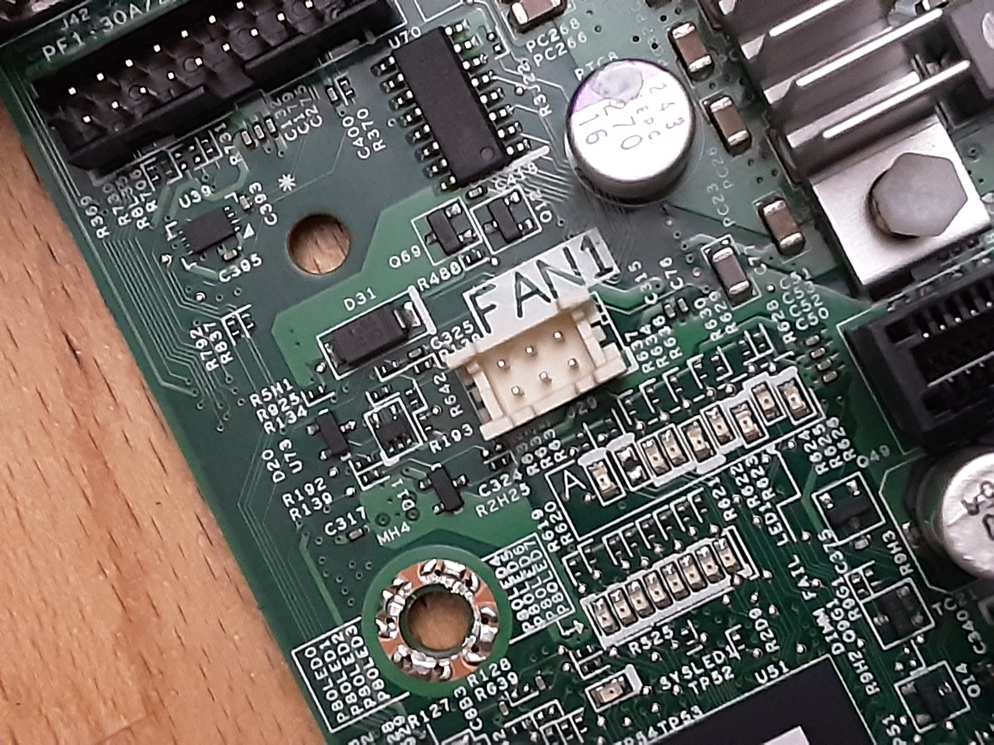 Fan connector details - HP Support Community - 7960629