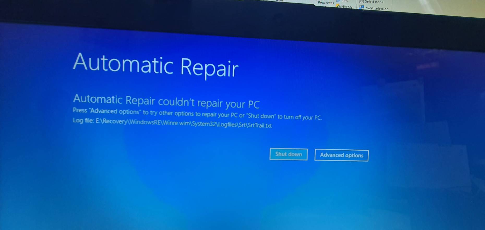 Blue Screen "Log file E:\Recovery\WindowRE\Winre.wim\System... - HP ...