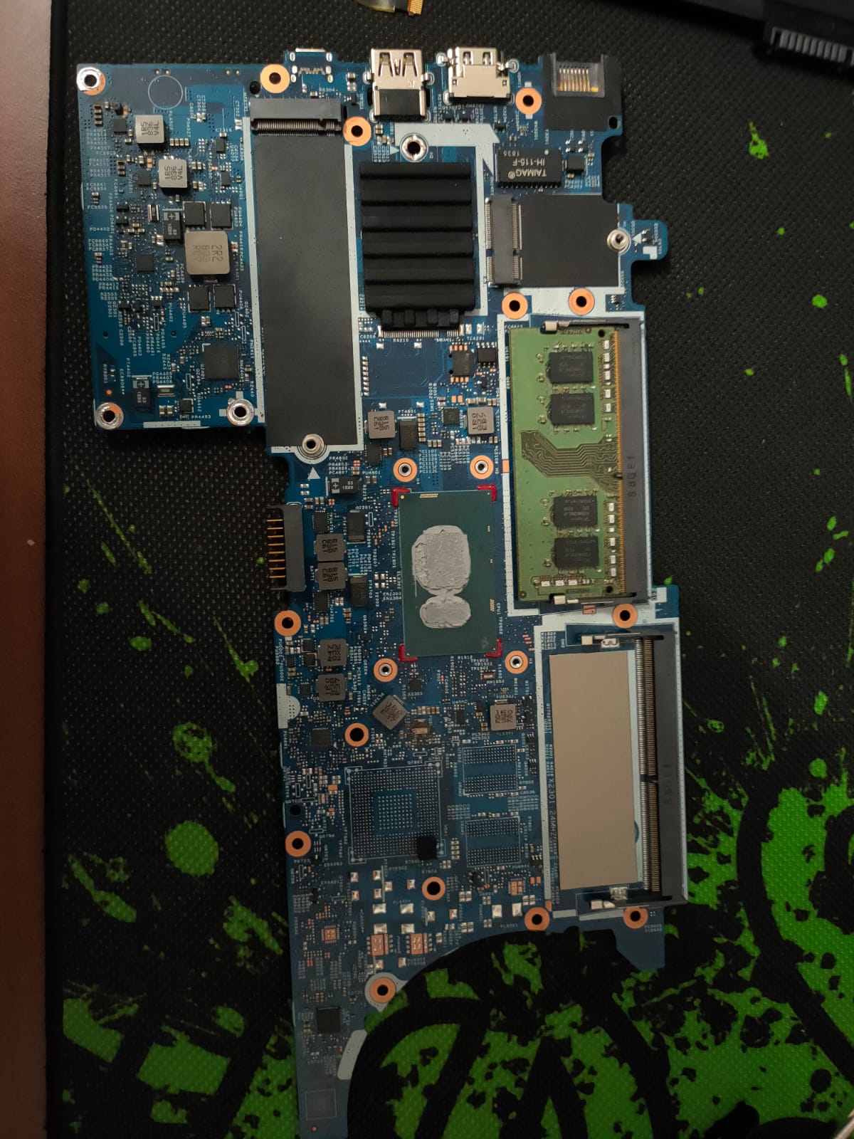 Burnt Chip on HP ProBook x360 440 g1 - HP Support Community - 8000194