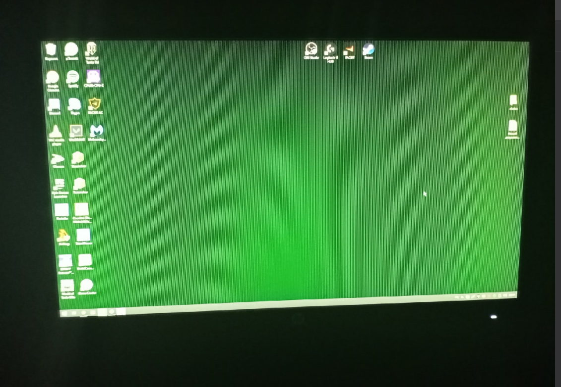 Green bars appeared on the monitor - HP Support Community - 8000639