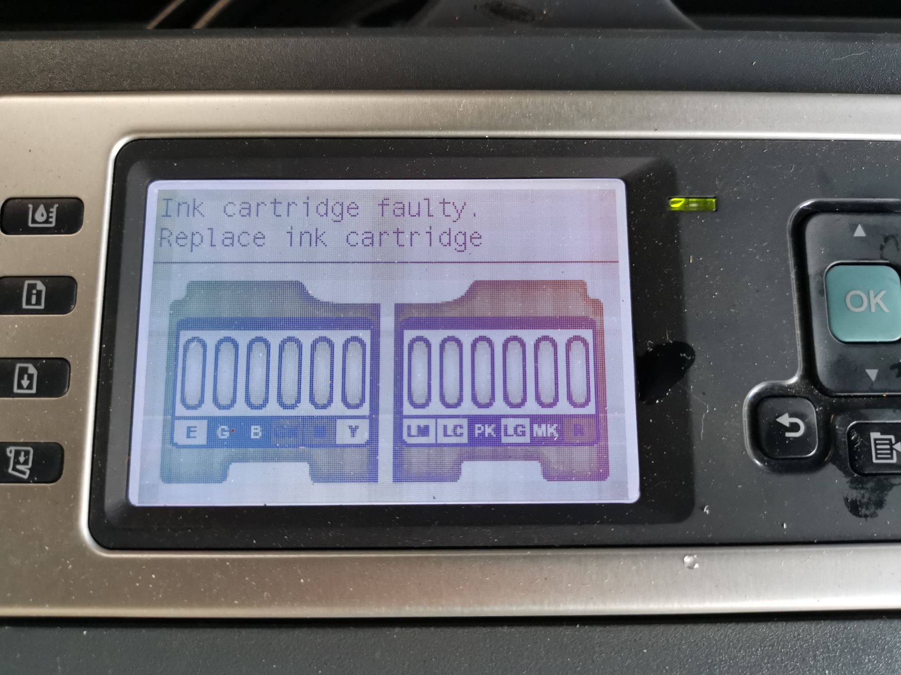 hp 70 lg ink not regconize - HP Support Community - 8070977
