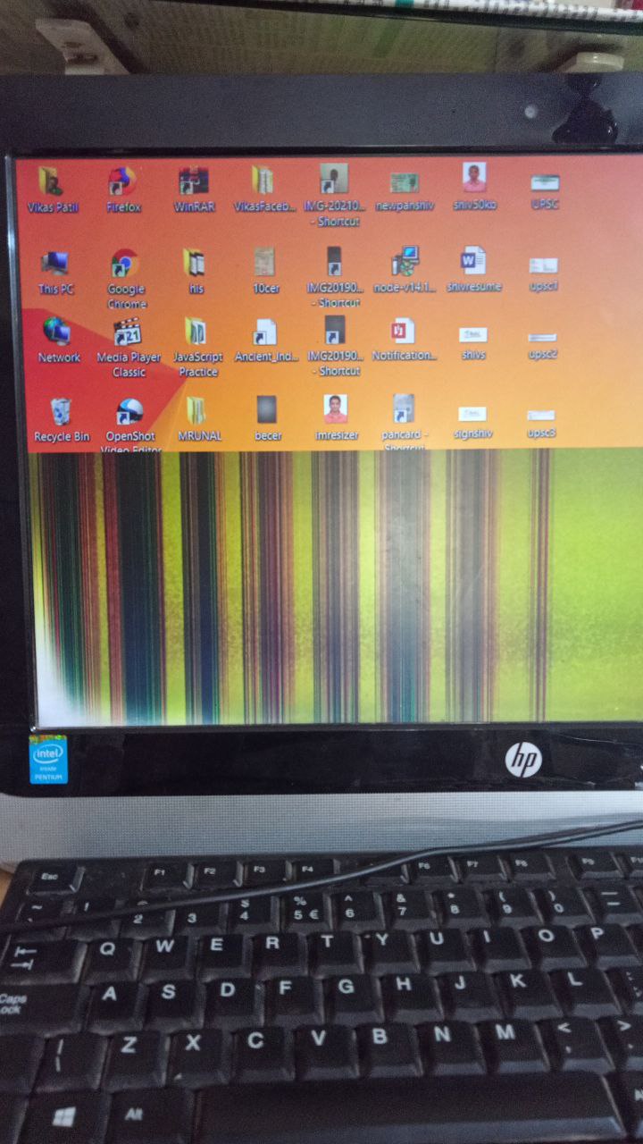 Half of Desktop screen is flickering. - HP Support Community - 8085965