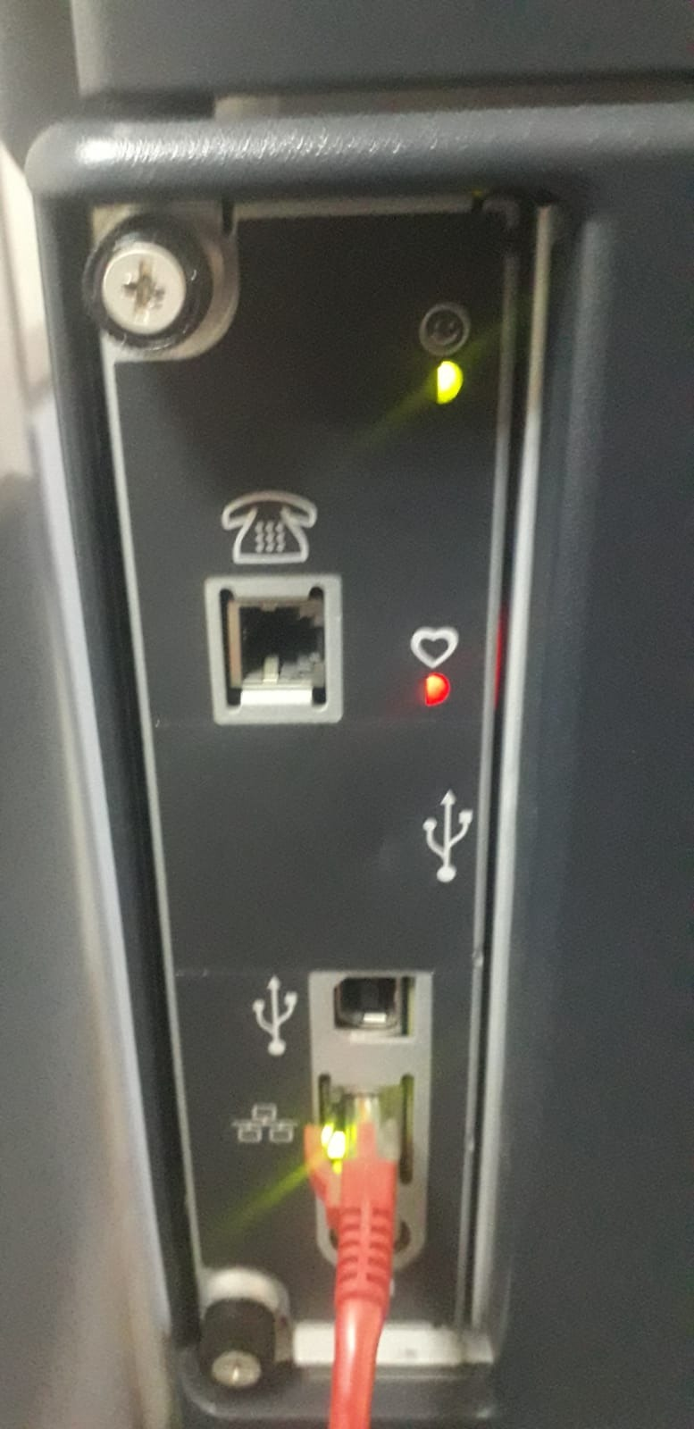 Solved: Interface Port Heart Simbol - HP Support Community - 8115854