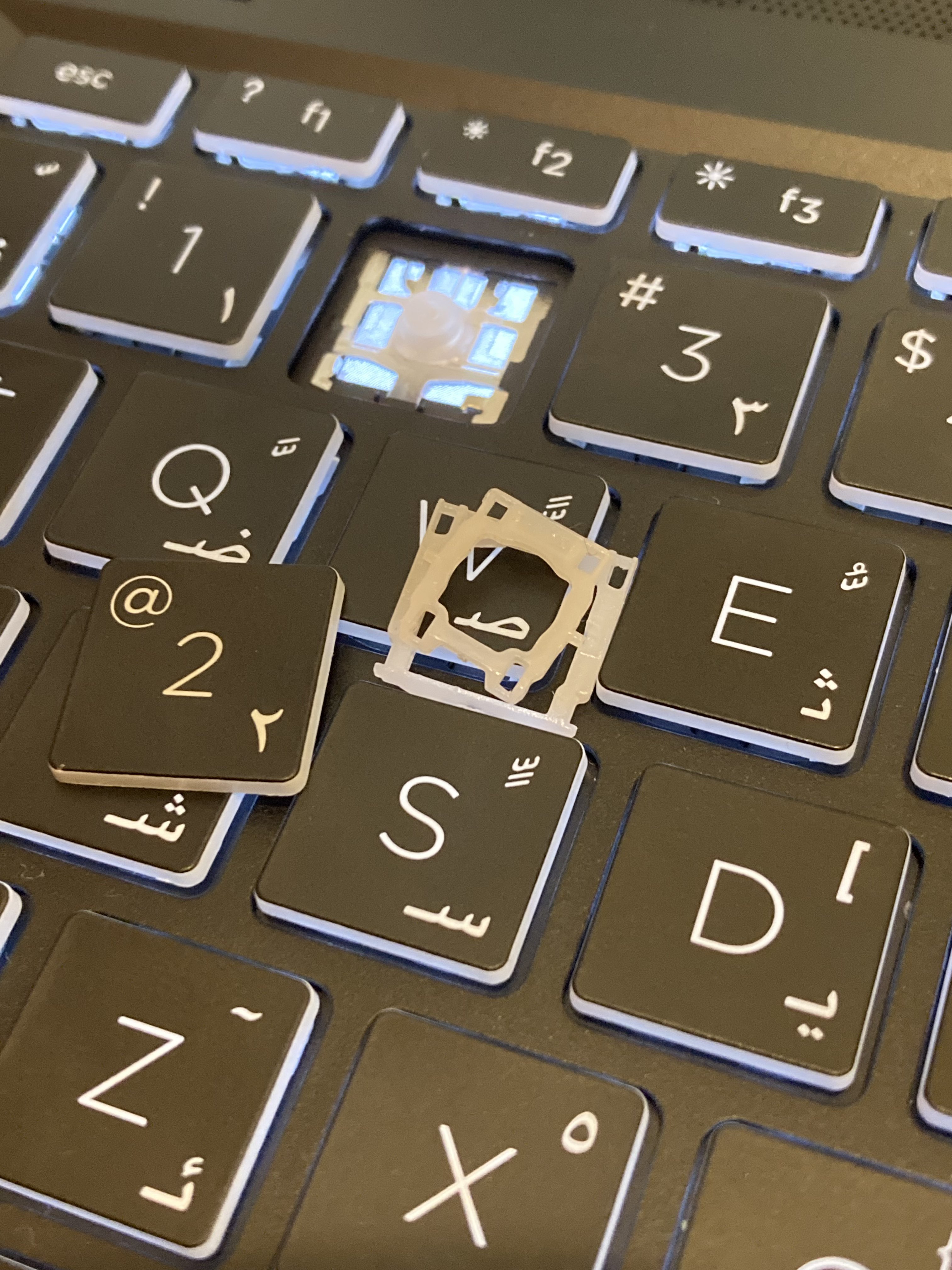 key cap randomly came out due to being loose from factory - HP Support ...
