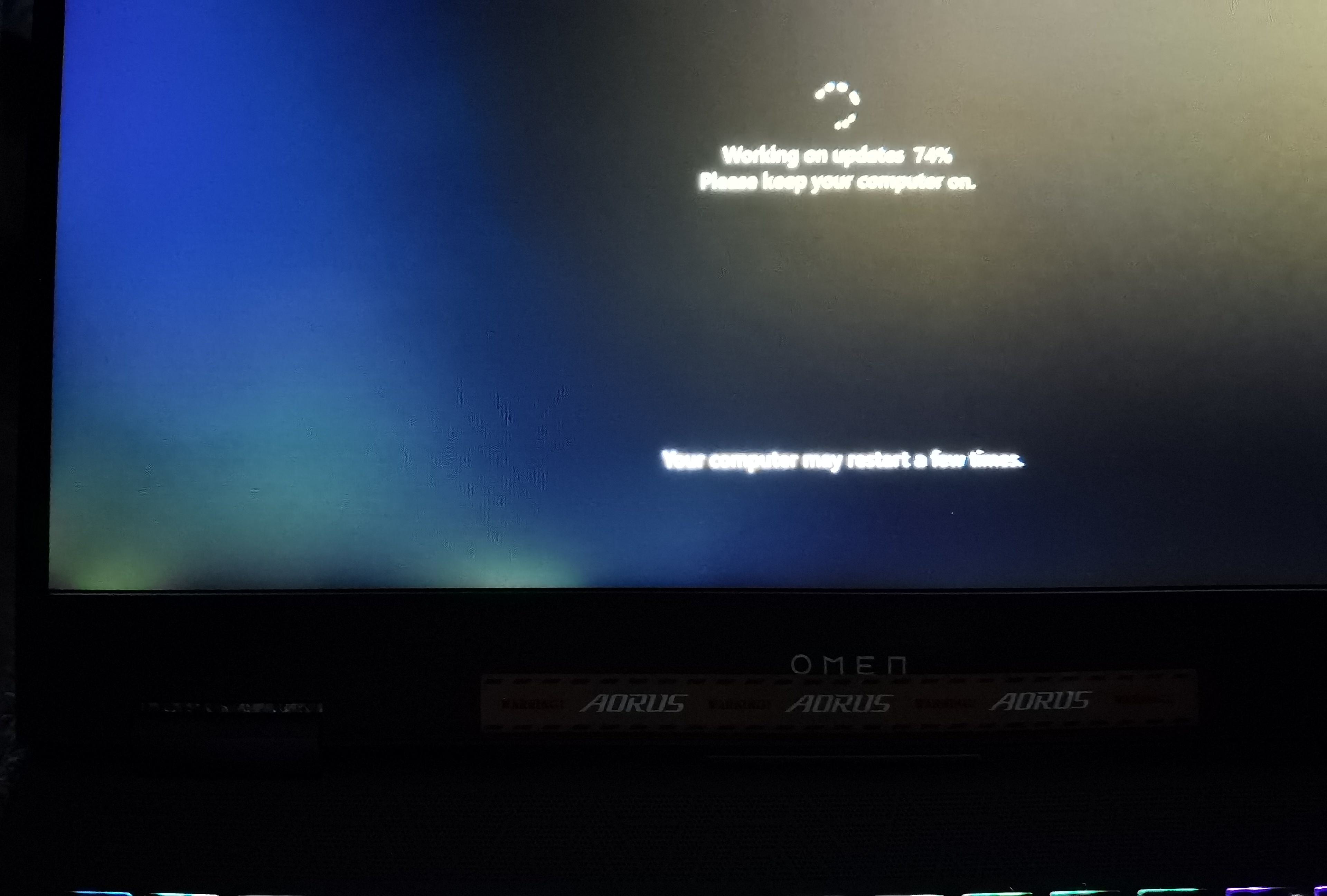Solved: Brand new Omen 15 - Screen bleeding?? - HP Support Community ...