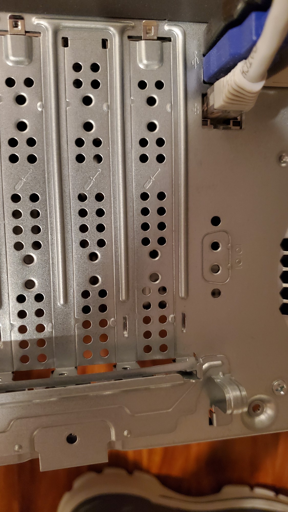Solved: Removing popout for pcie board - HP Support Community - 8195213