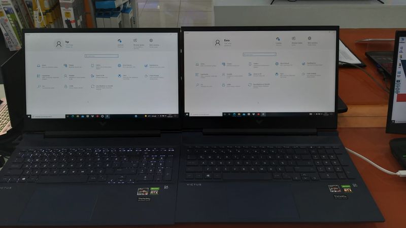 Yellow Screen - HP Support Community - 8206164