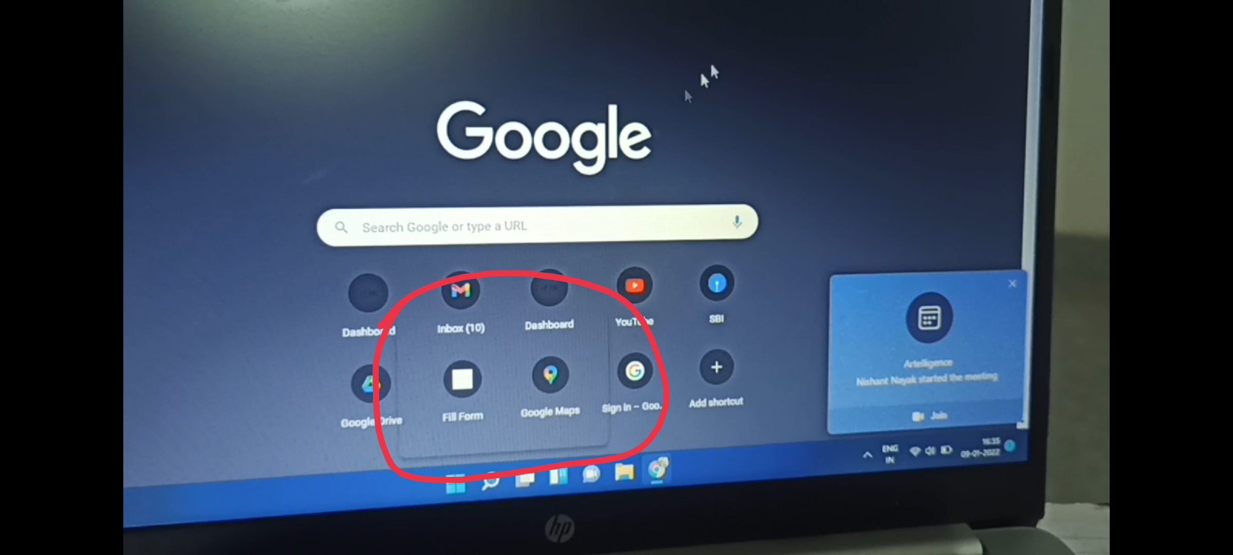 A rectangle issue at the middle of the bottom.... I bought m... - HP Support Community - 8266736