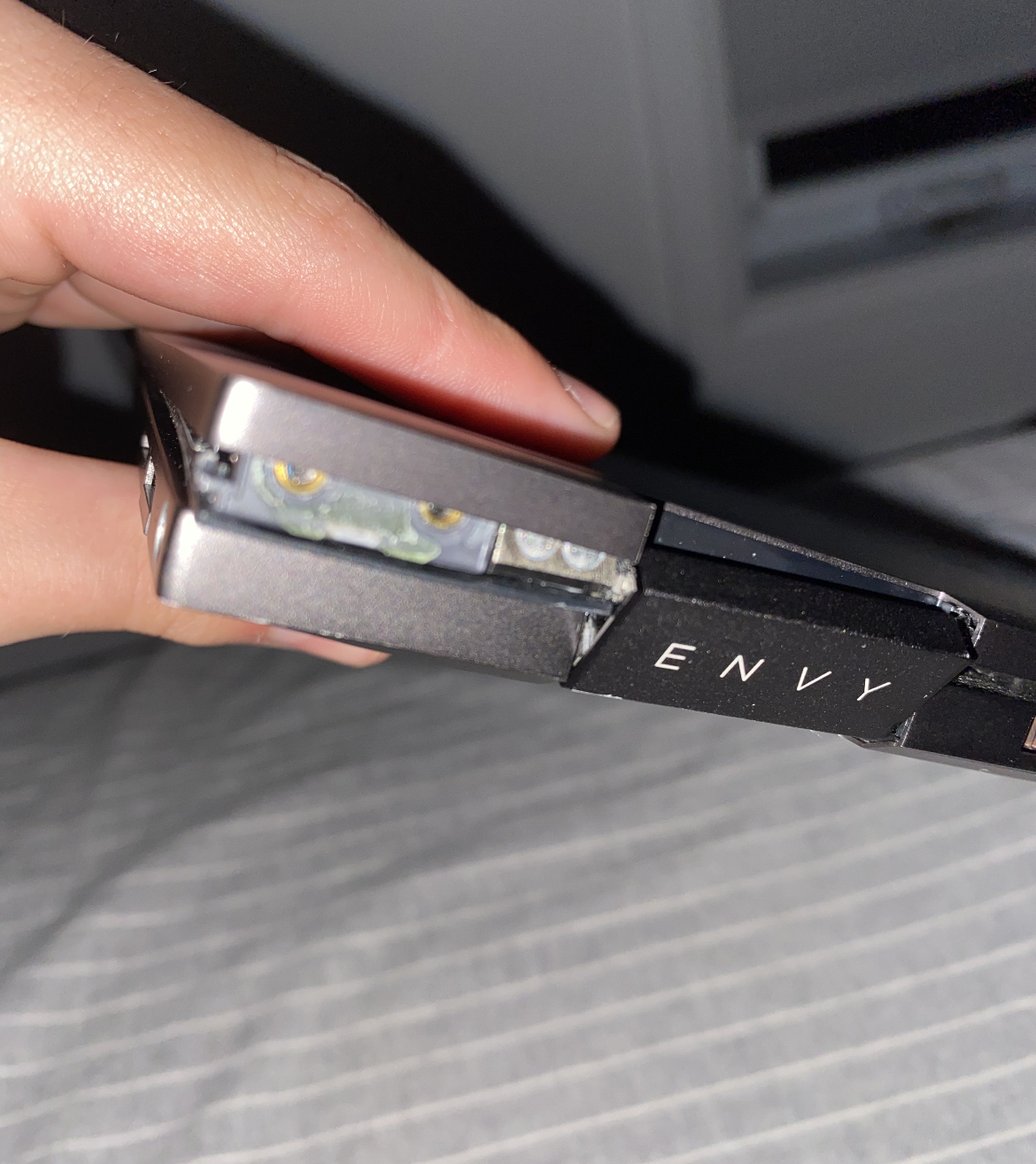 HP Envy c360 Convertible Right Hinge Case Separation - HP Support ...