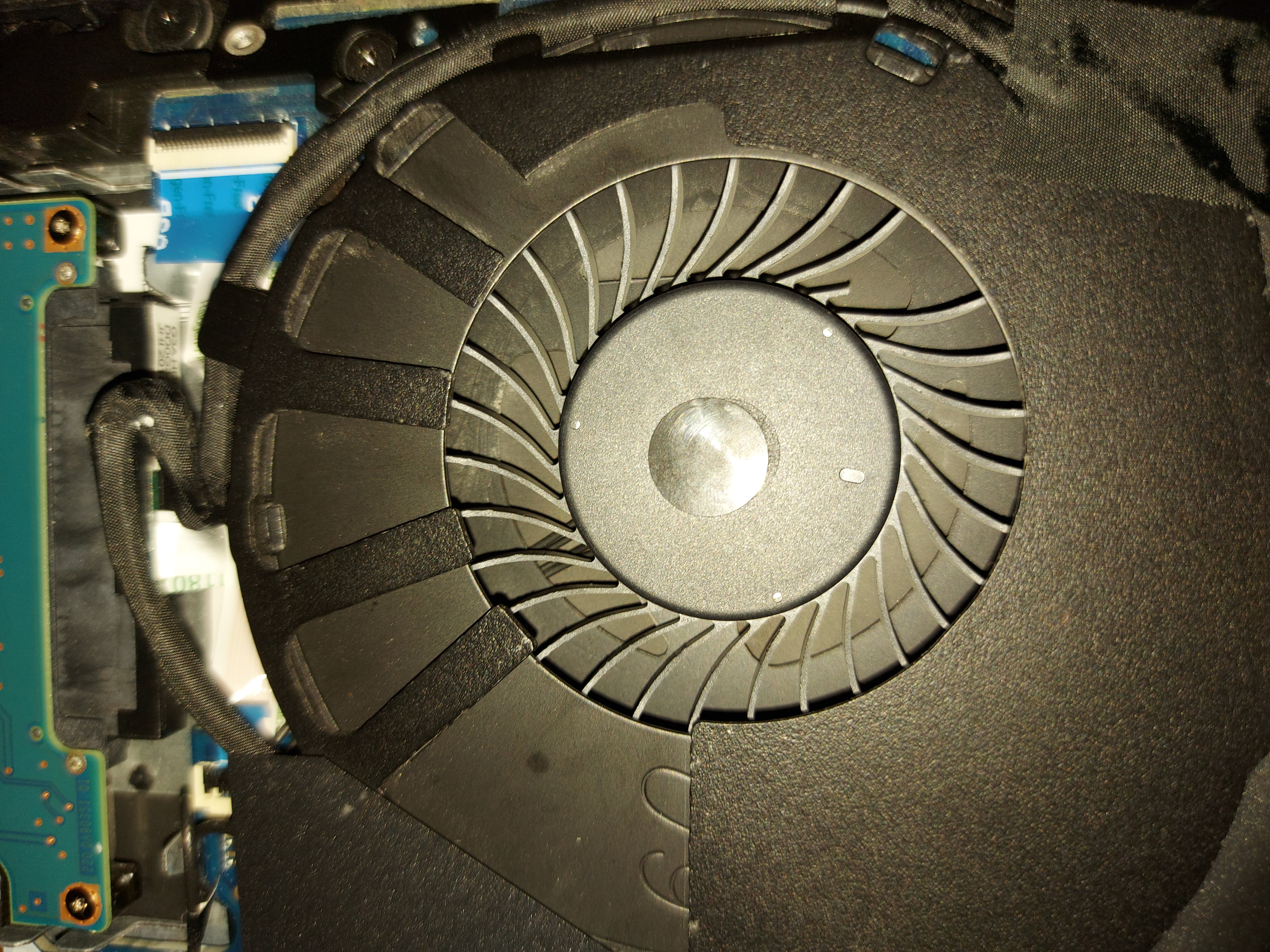 Fan replacement - HP Support Community - 8388872