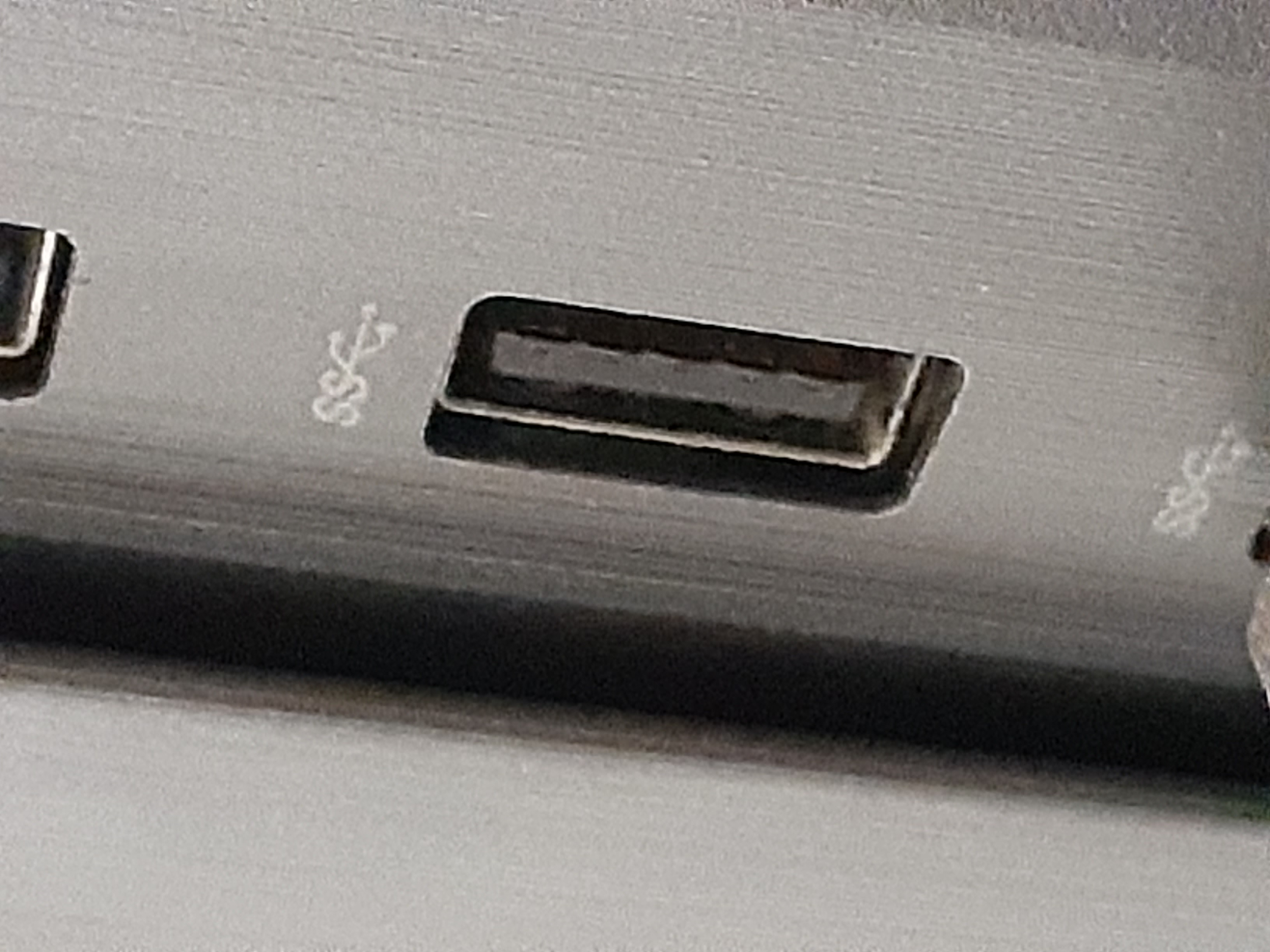 2022 - Which ports on HP ENVY desktop computers are USB 3.0 ... - HP ...