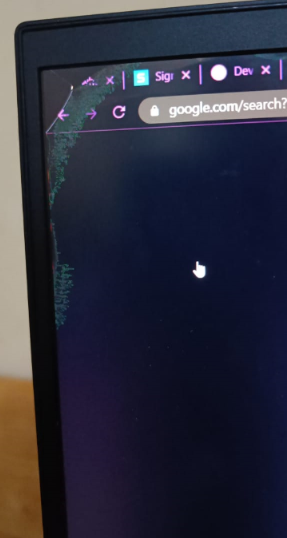 Screen Damaged - HP Support Community - 8516085