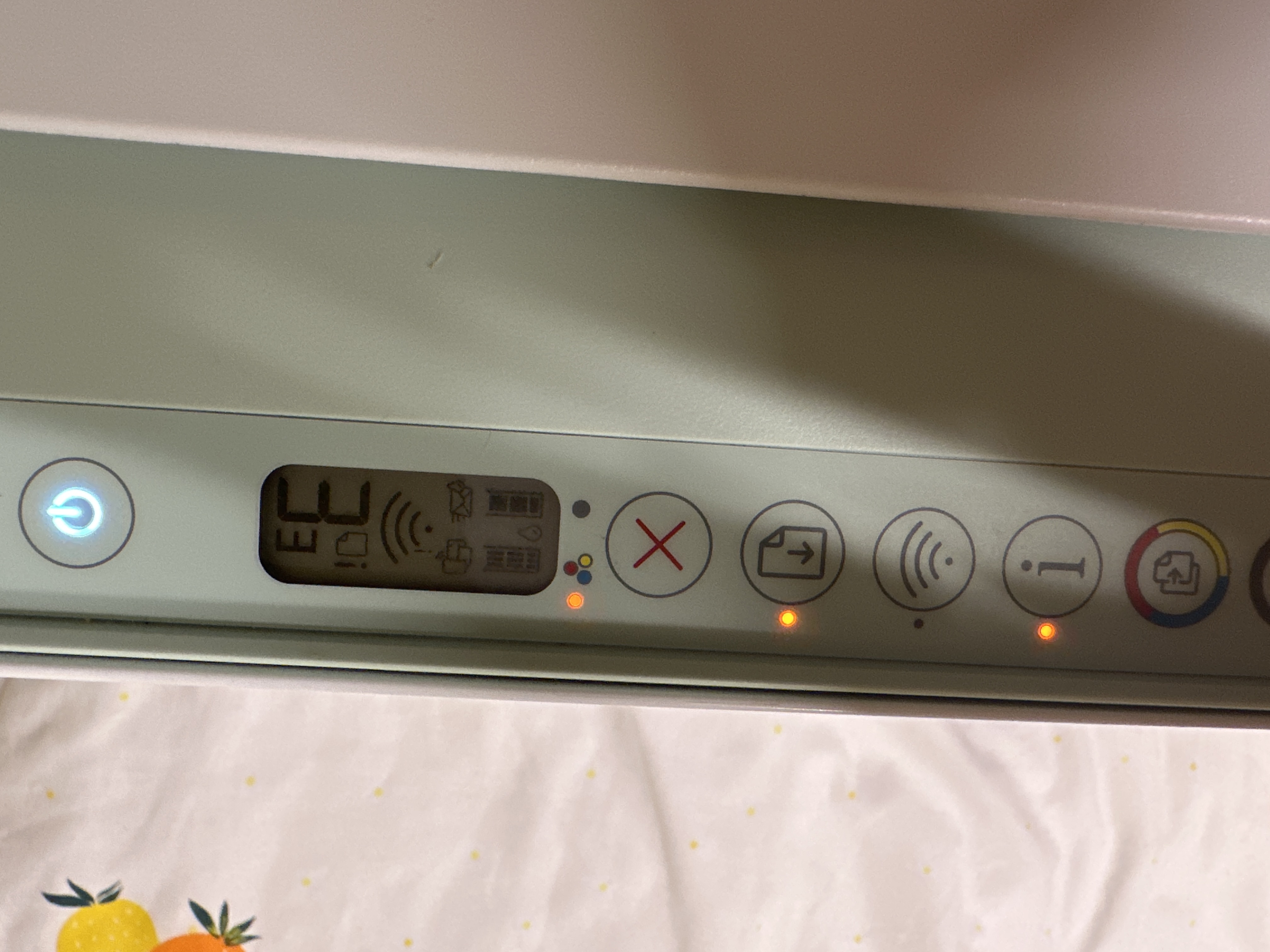 EE FLASHING LIGHTS - HP Support Community - 8524622