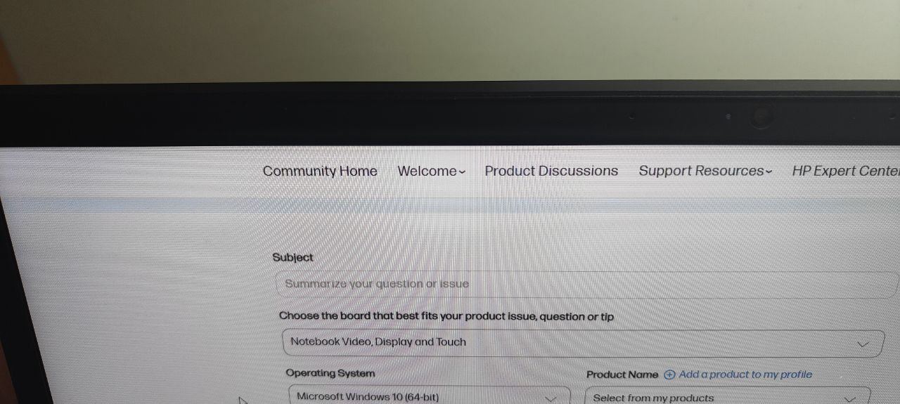 HP Laptop: thin black line on my screen - HP Support Community - 8526807