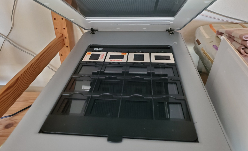 Scanjet 4890 with TMA (Transparency Materials Adapter) - Pro... - HP ...