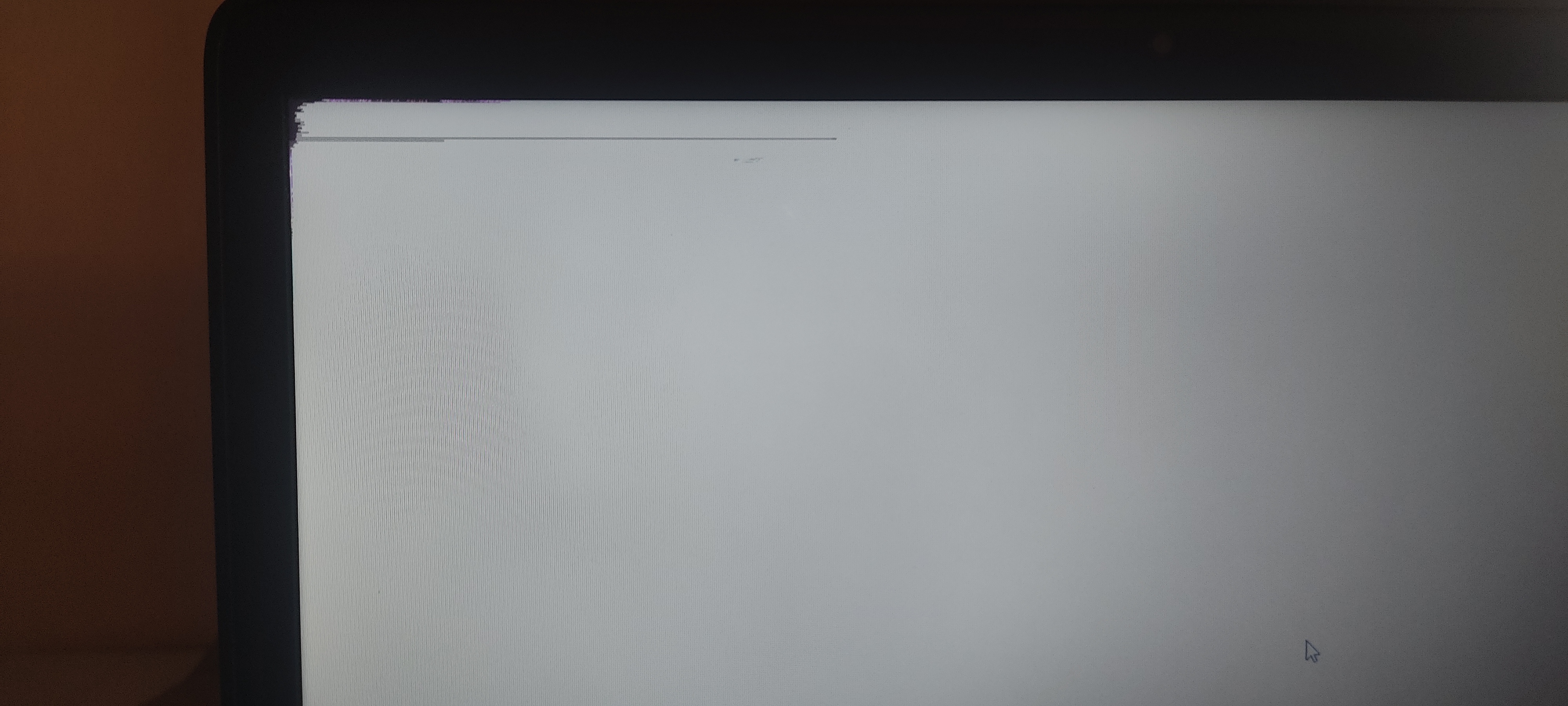 Black line on a HP ProBook 650 G1 - HP Support Community - 8585906