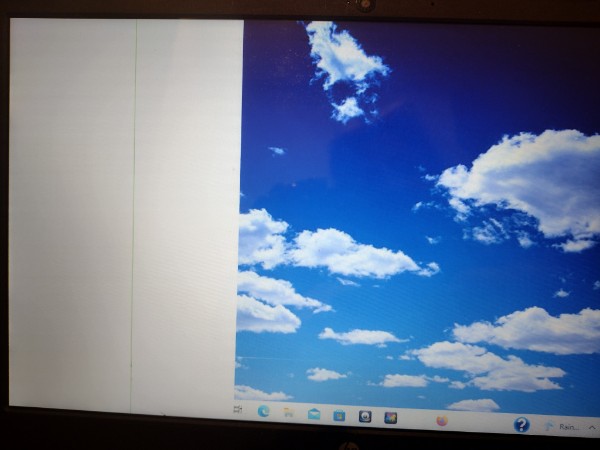 White Screen on 1/4 of Windows Screen with green vertical li... - HP ...