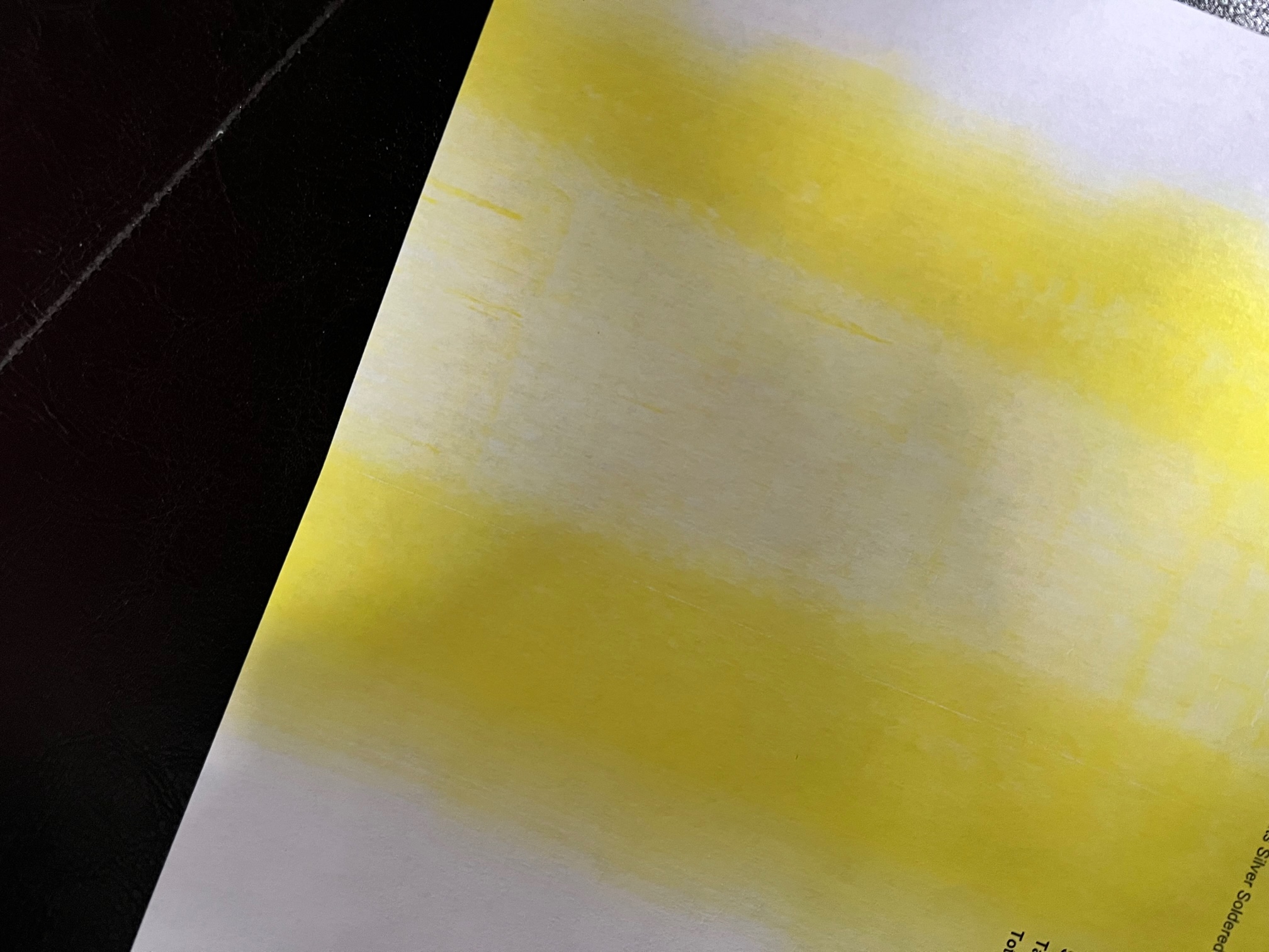 6" wide yellow smear - HP Support Community - 8606904