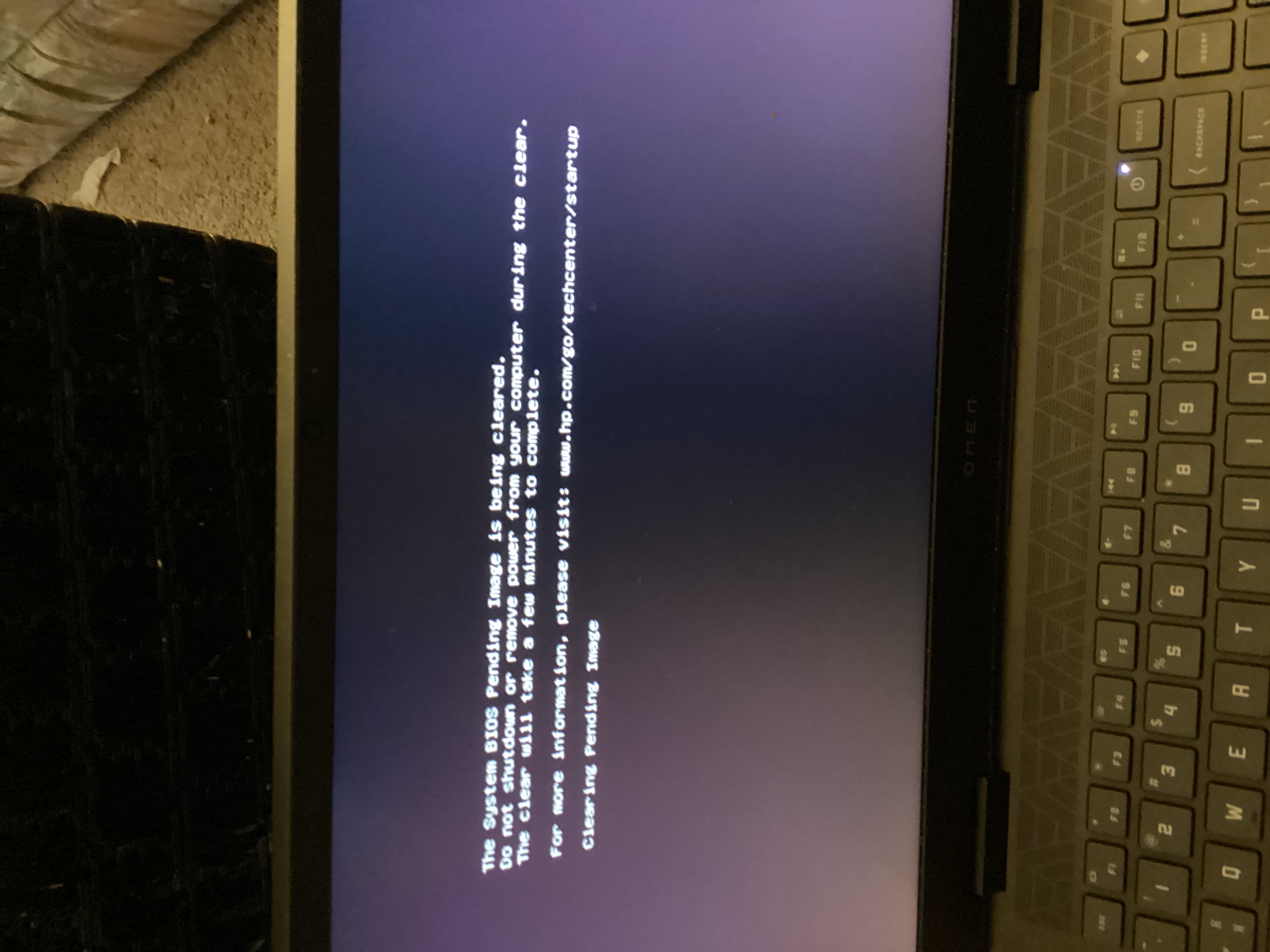 Bios locks up on boot screen - HP Support Community - 8628964
