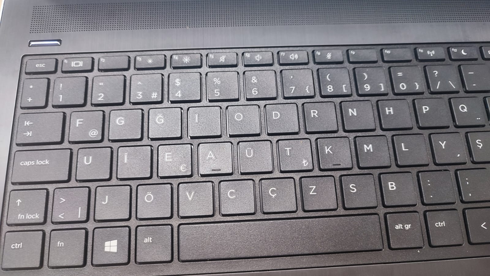 display and keyboard - HP Support Community - 8636955