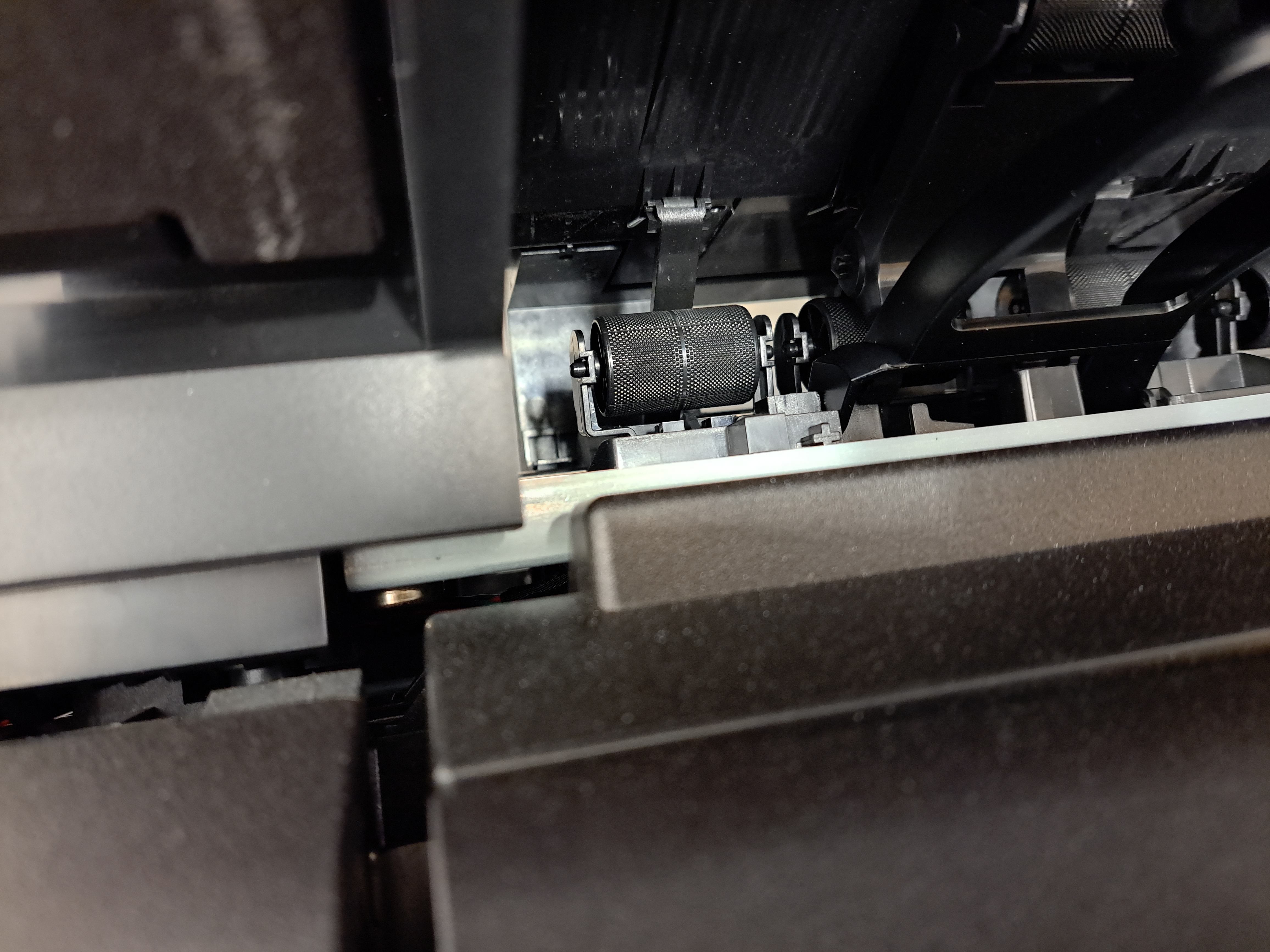 designjet t2530 paper jam in stacker - HP Support Community - 8657720