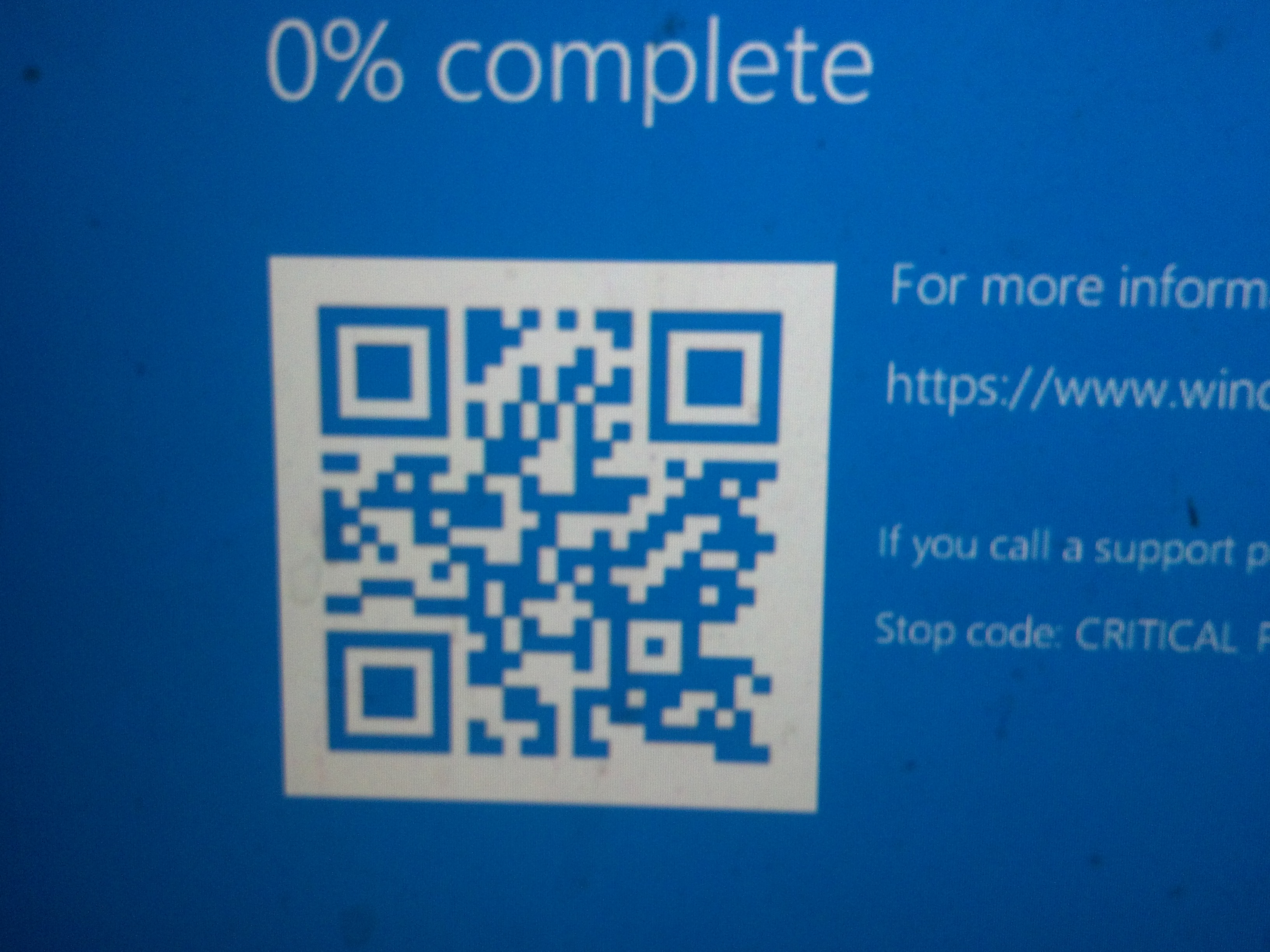 Windows 10 keeps crashing soon after getting to desktop - HP Support ...