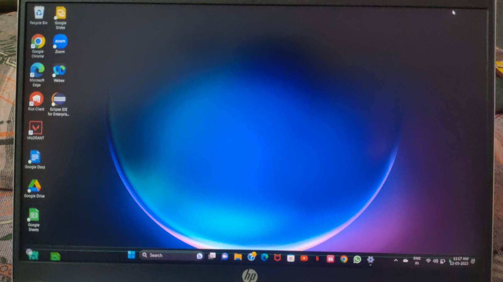 I've got a green line at the bottom of my windows screen, wh... - HP ...